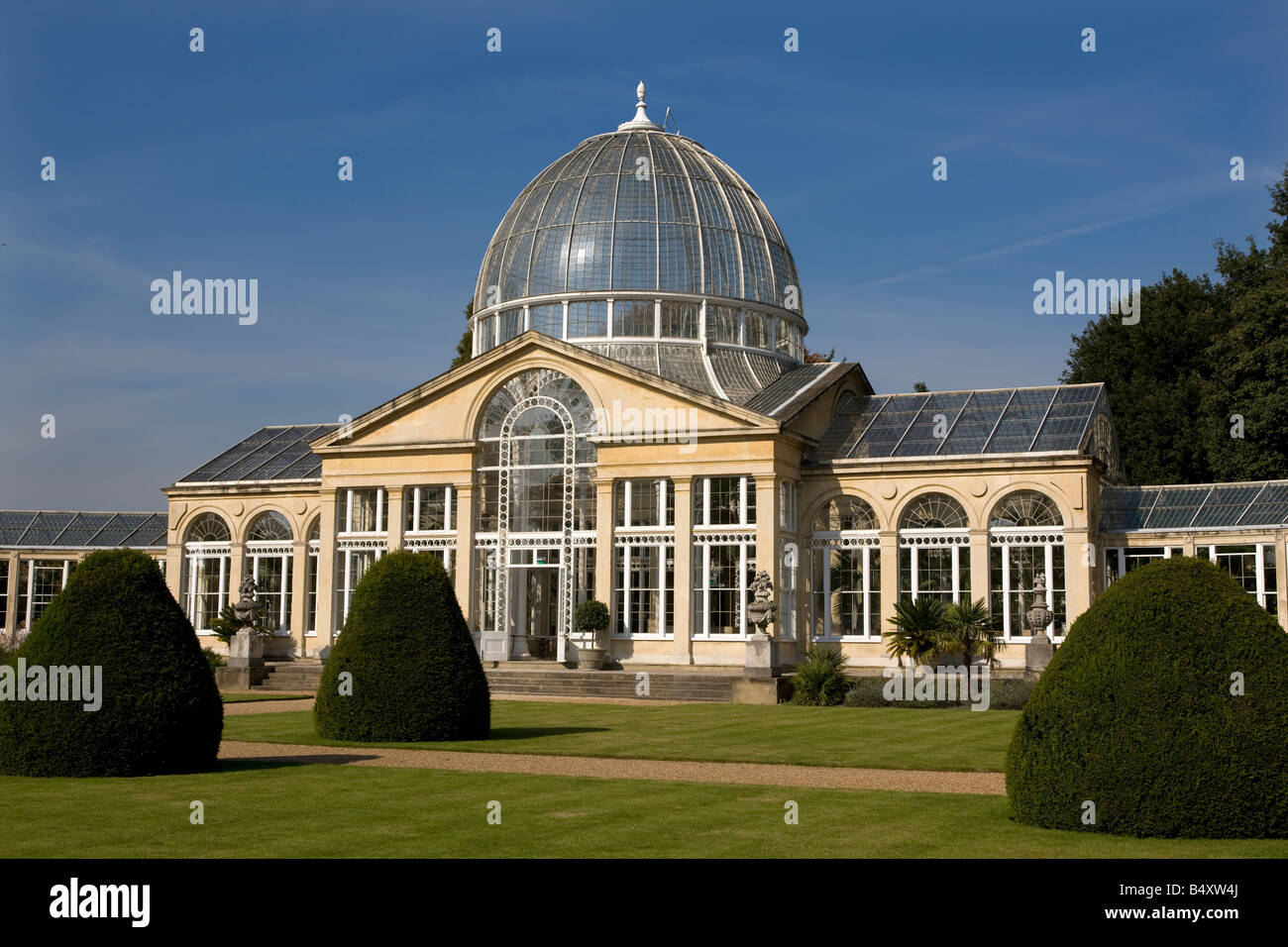 Syon park conservatory hi-res stock photography and images - Alamy