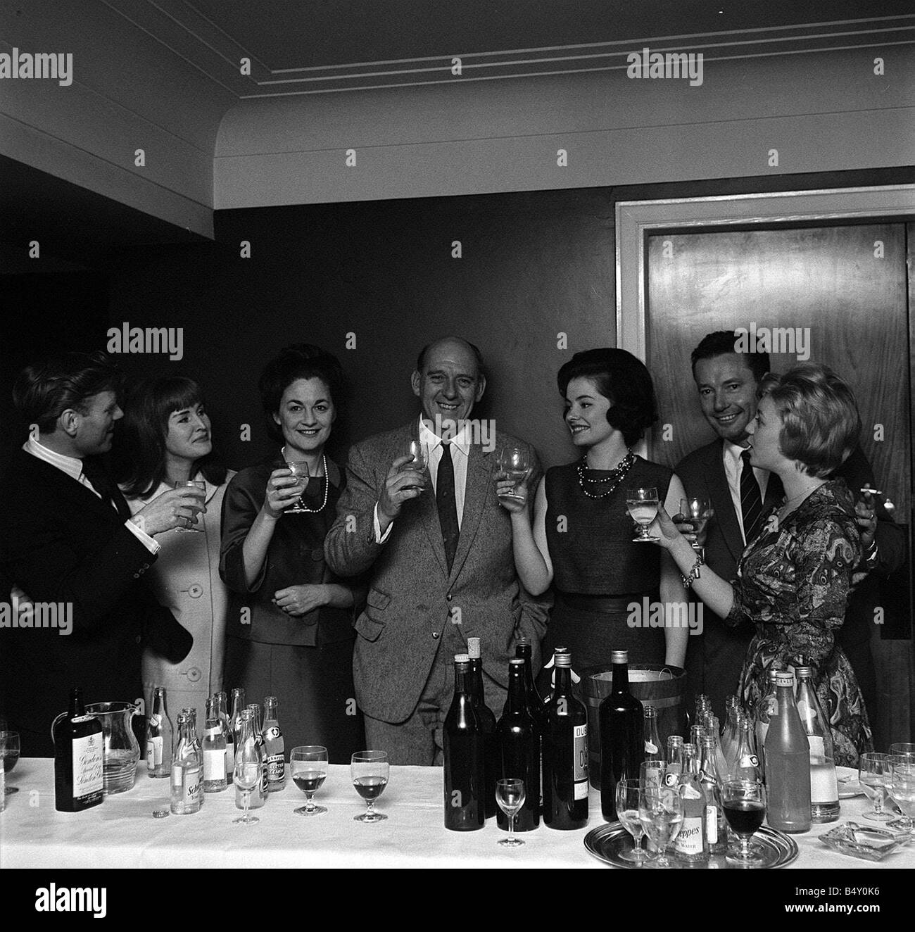 Emergency ward 10 hi-res stock photography and images - Alamy