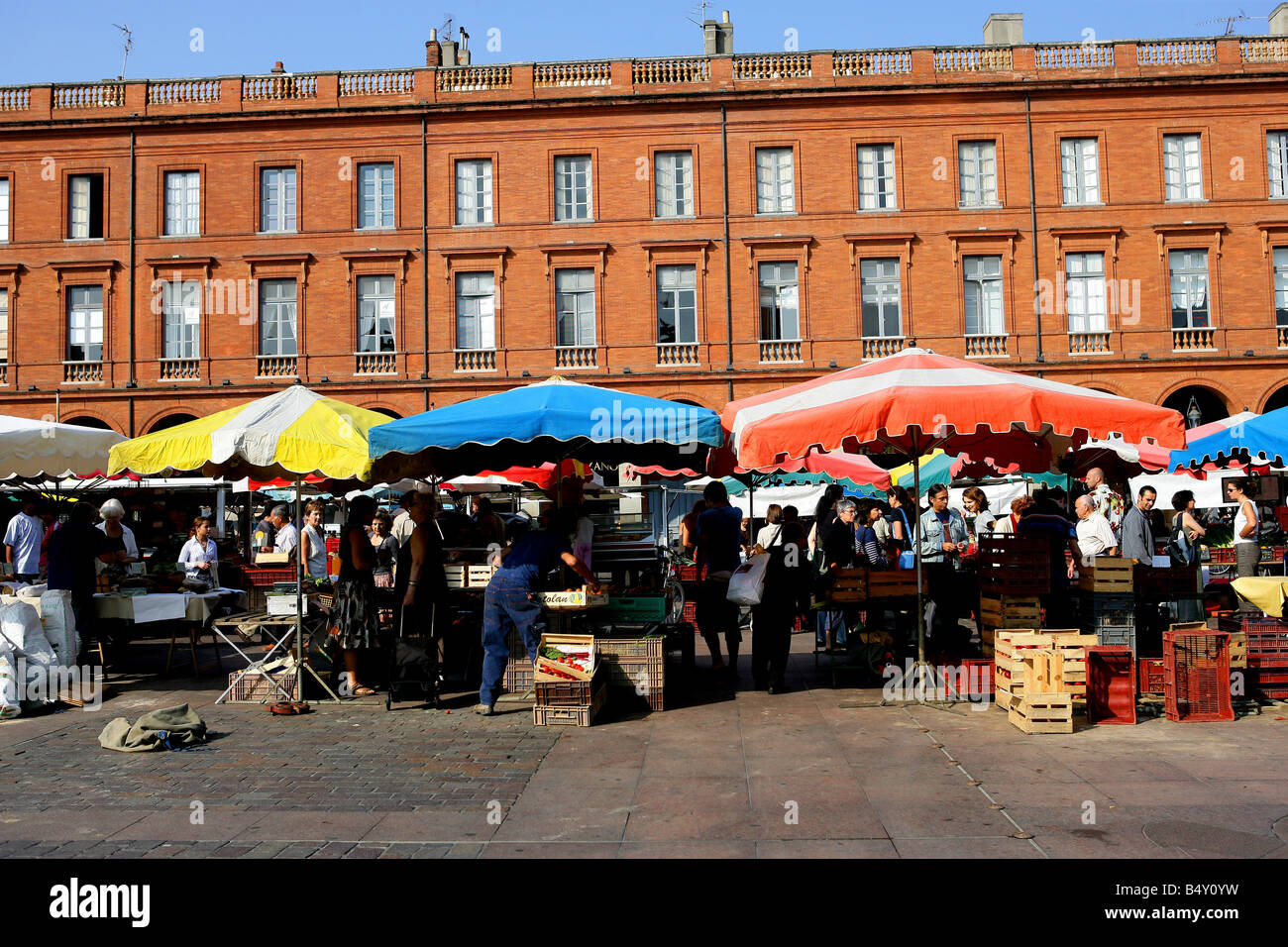 Market stall and canopy with building in background Stock Photo - Alamy