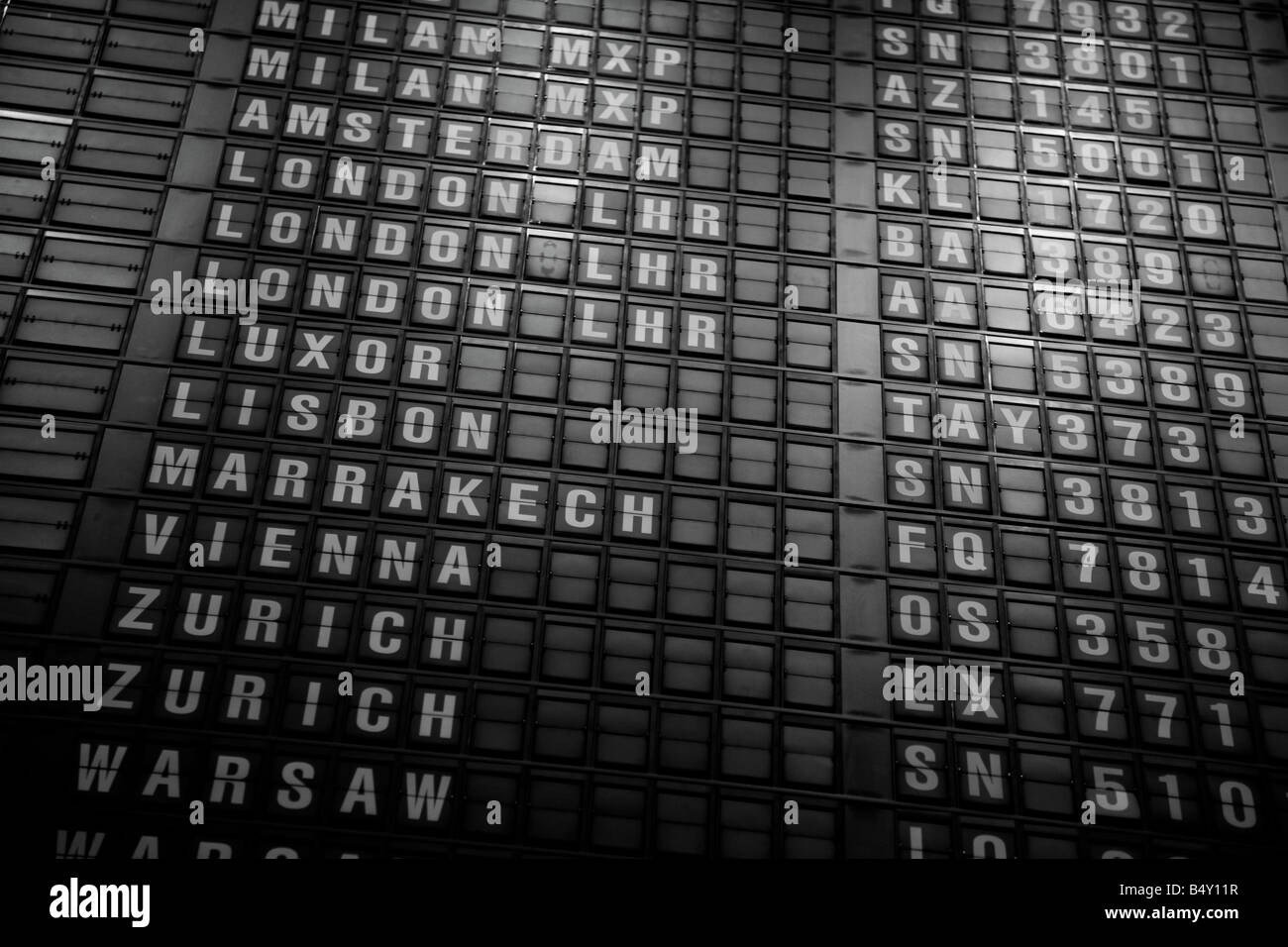 Airport arrivals board Black and White Stock Photos & Images - Alamy