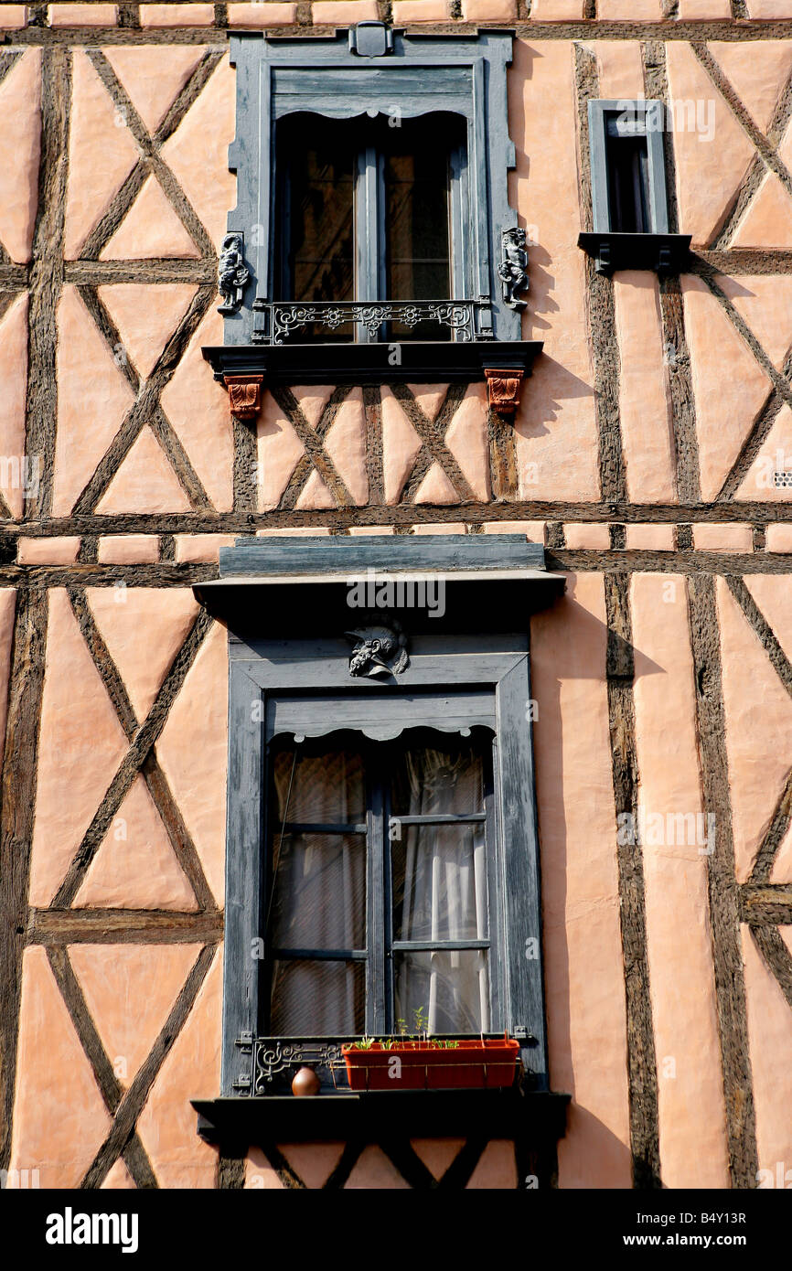 Building with windows Stock Photo - Alamy