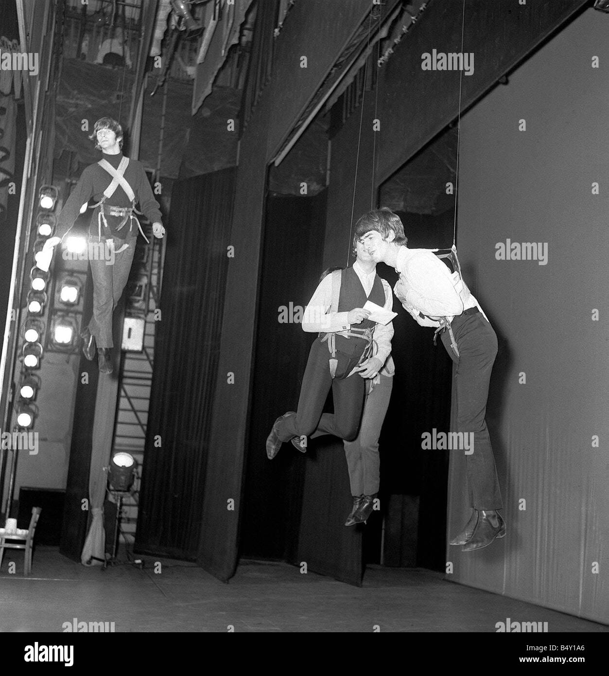Beatles july 1964 paul mccartney hi-res stock photography and images ...