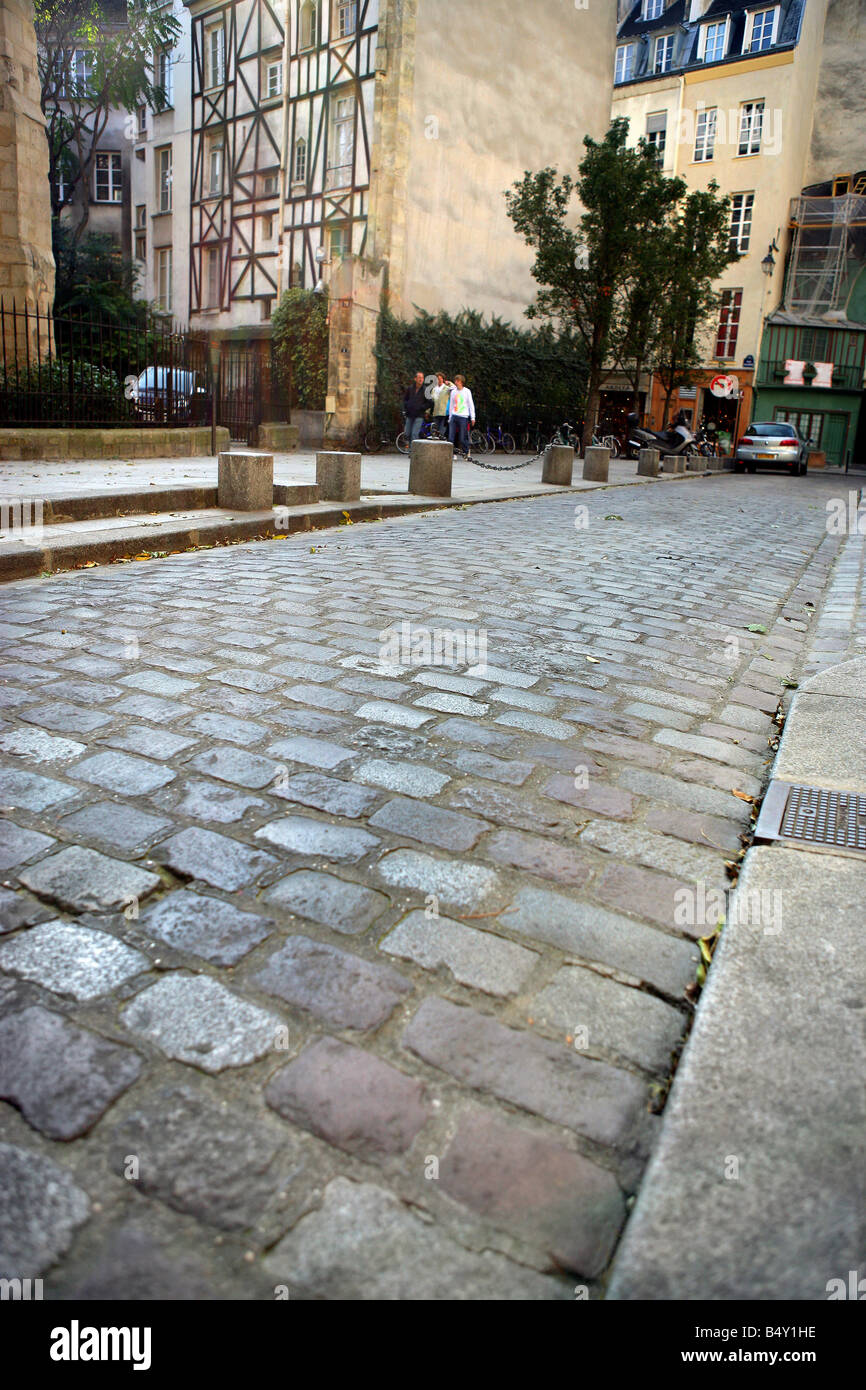 Paris paving stones Stock Photo - Alamy