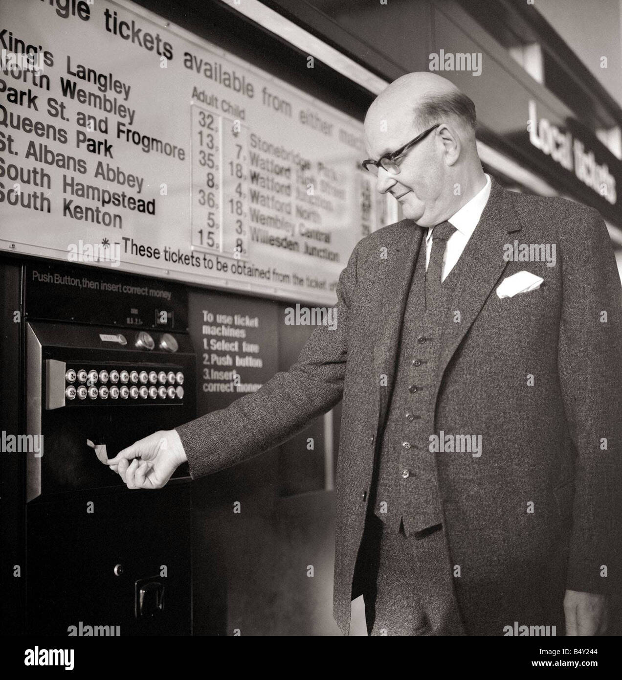 Decimal Currency Feature February 1971 Decimalization Day Lord Fiske ...