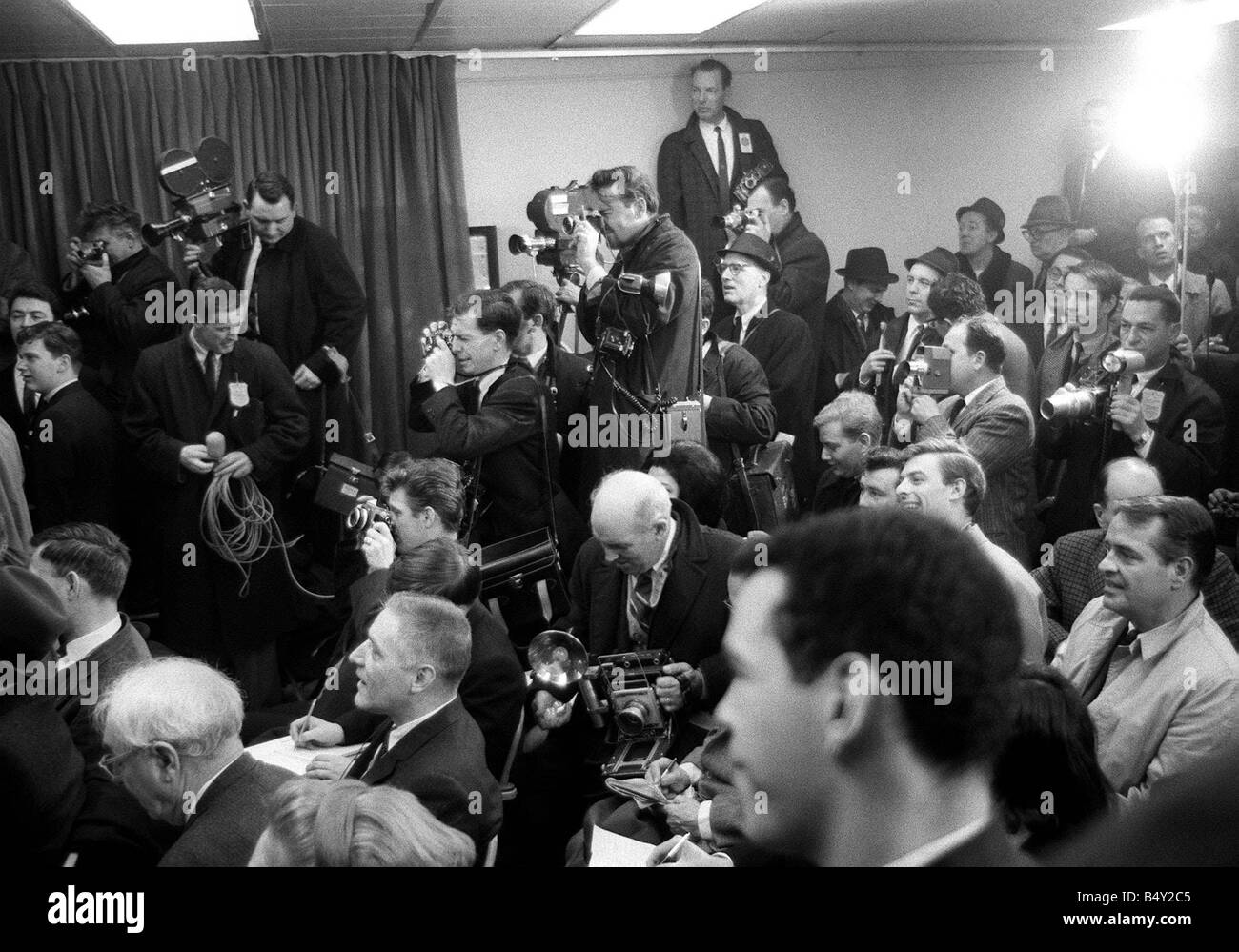 Beatles February 1964 George Harrison Stock Photos & Beatles February ...
