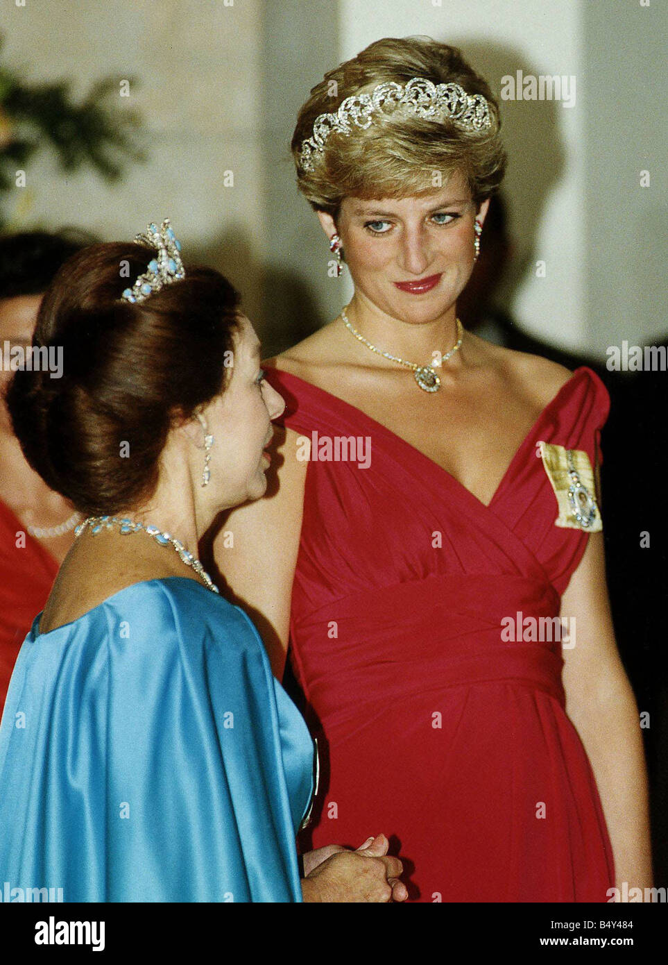 Princess Margaret with Princess Diana having dinner for President of ...