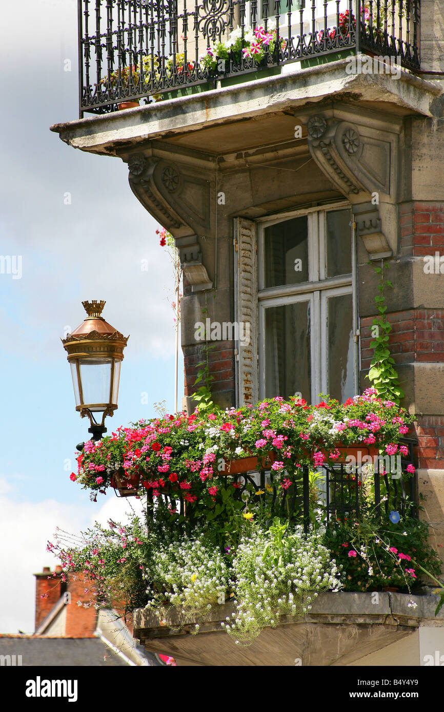 house balcony with street light, lamppost Stock Photo - Alamy