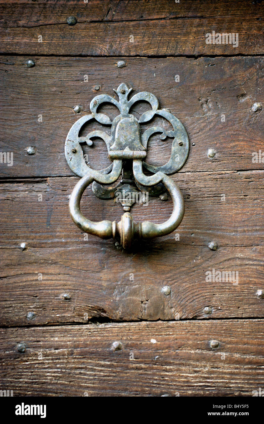 Metal door knocker Stock Photo - Alamy