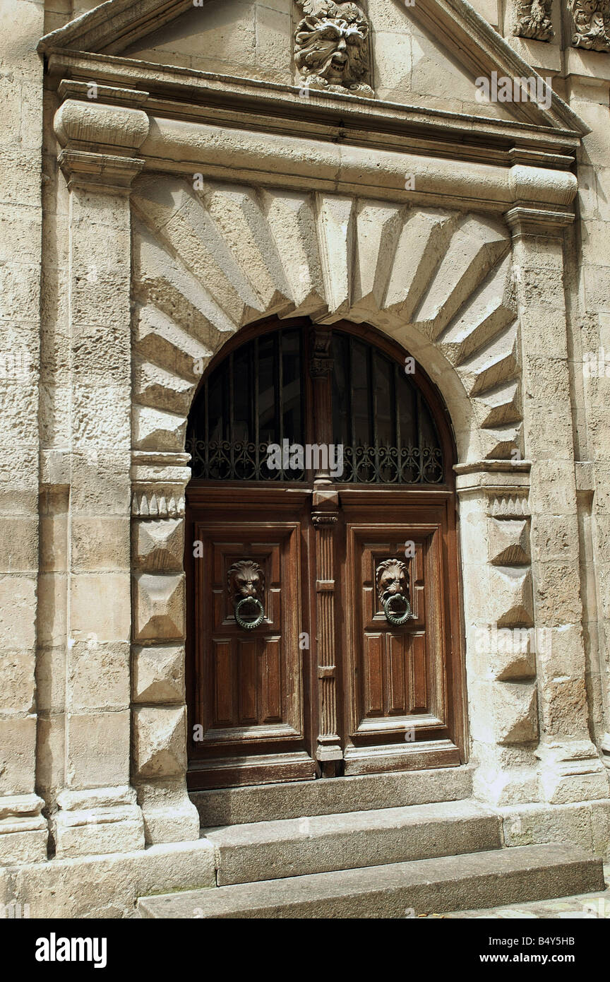 Arched structures frame hi-res stock photography and images - Alamy