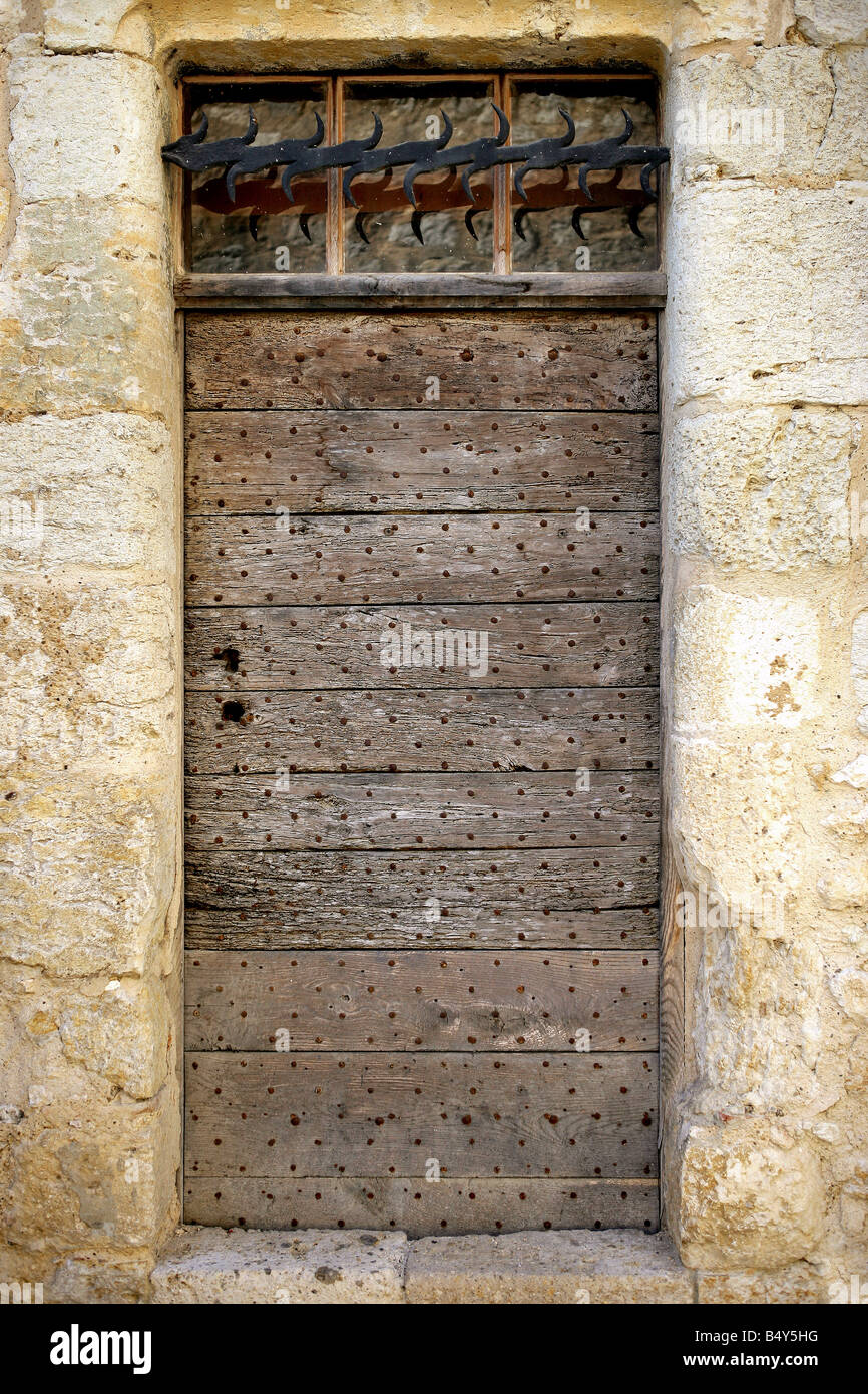 Rotting front door hi-res stock photography and images - Alamy