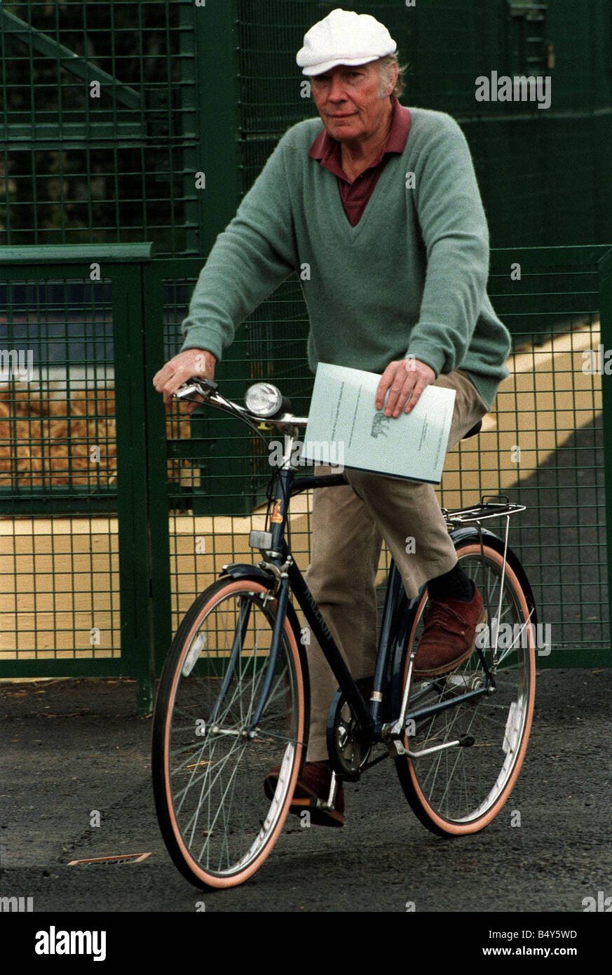 John Aspinall Zoo Owner December 1997 Owner of Howletts Zoo were zoo ...