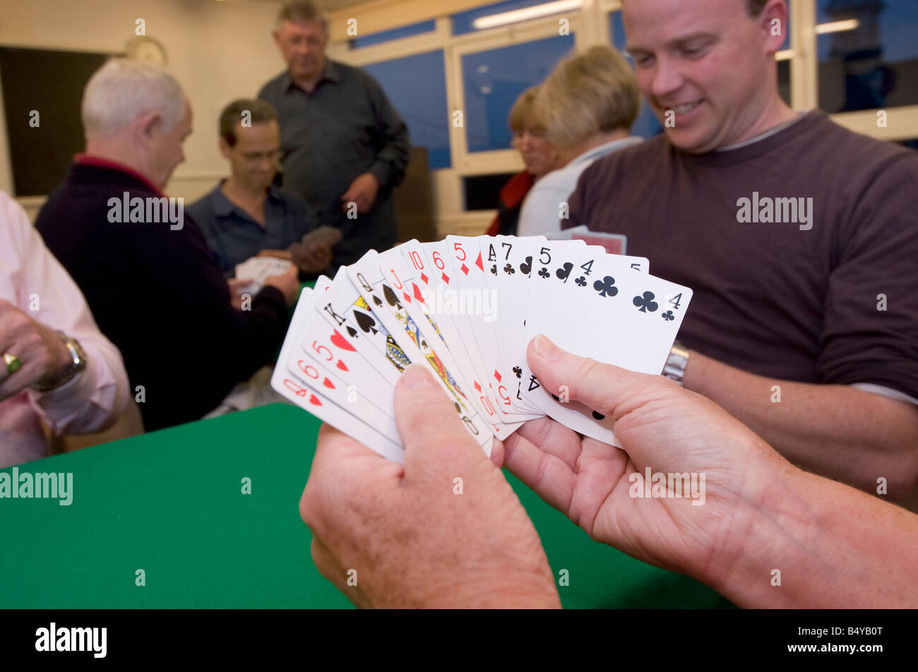Bridge card game hi-res stock photography and images - Alamy