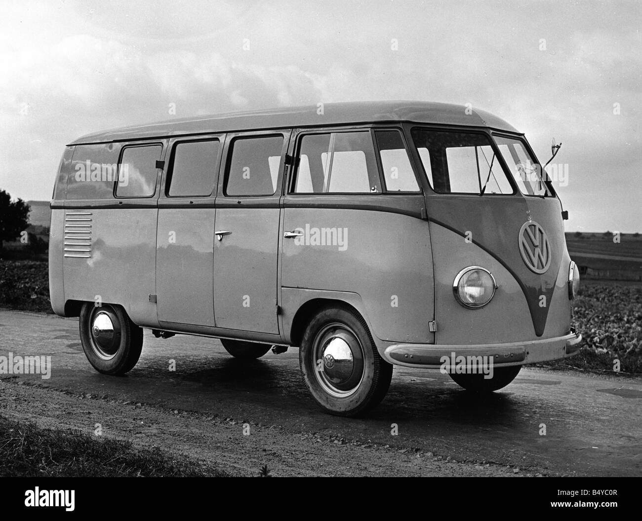 Volkswagen transporter t1 hi-res stock photography and images - Alamy