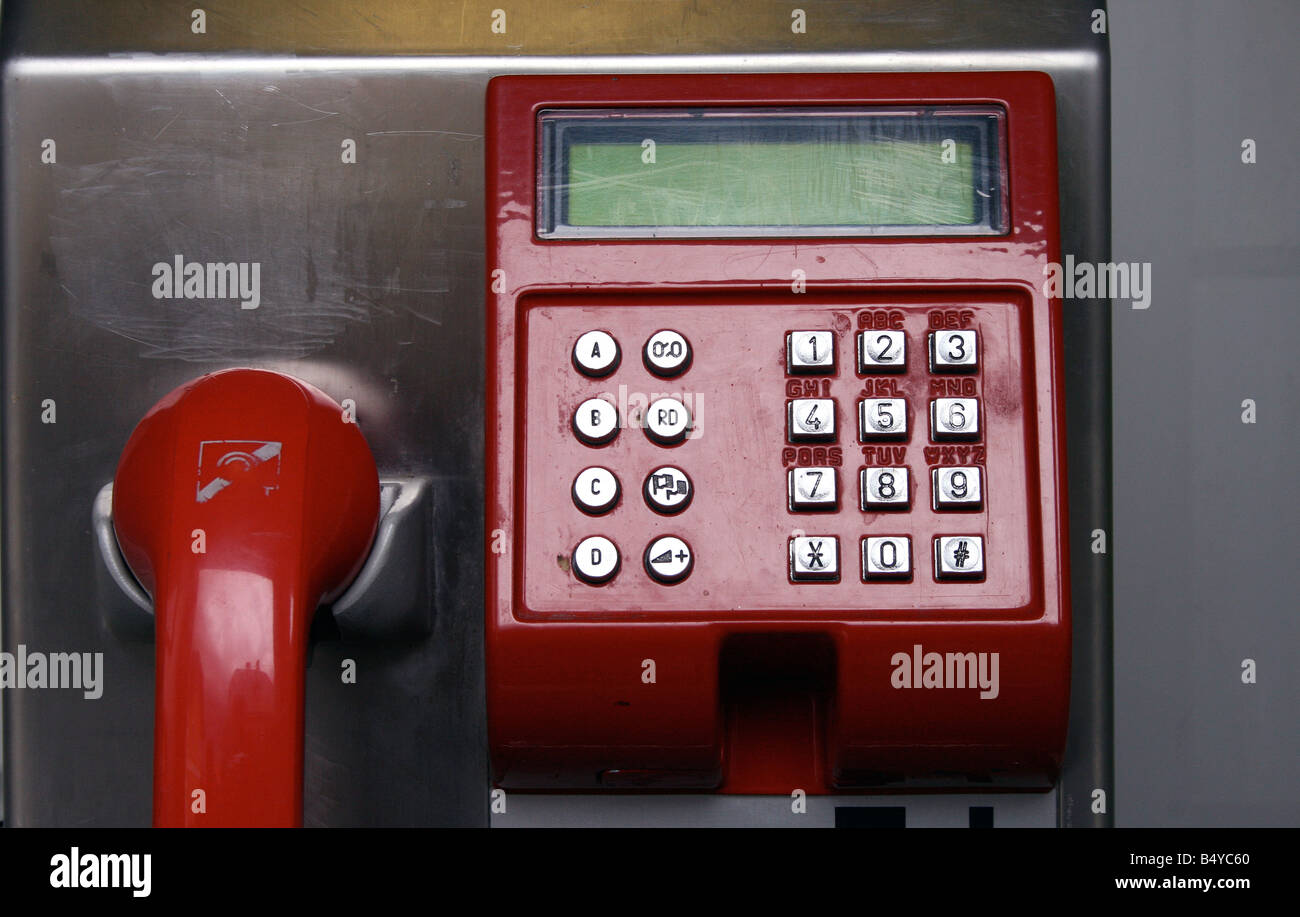 Public phone booth hi-res stock photography and images - Alamy