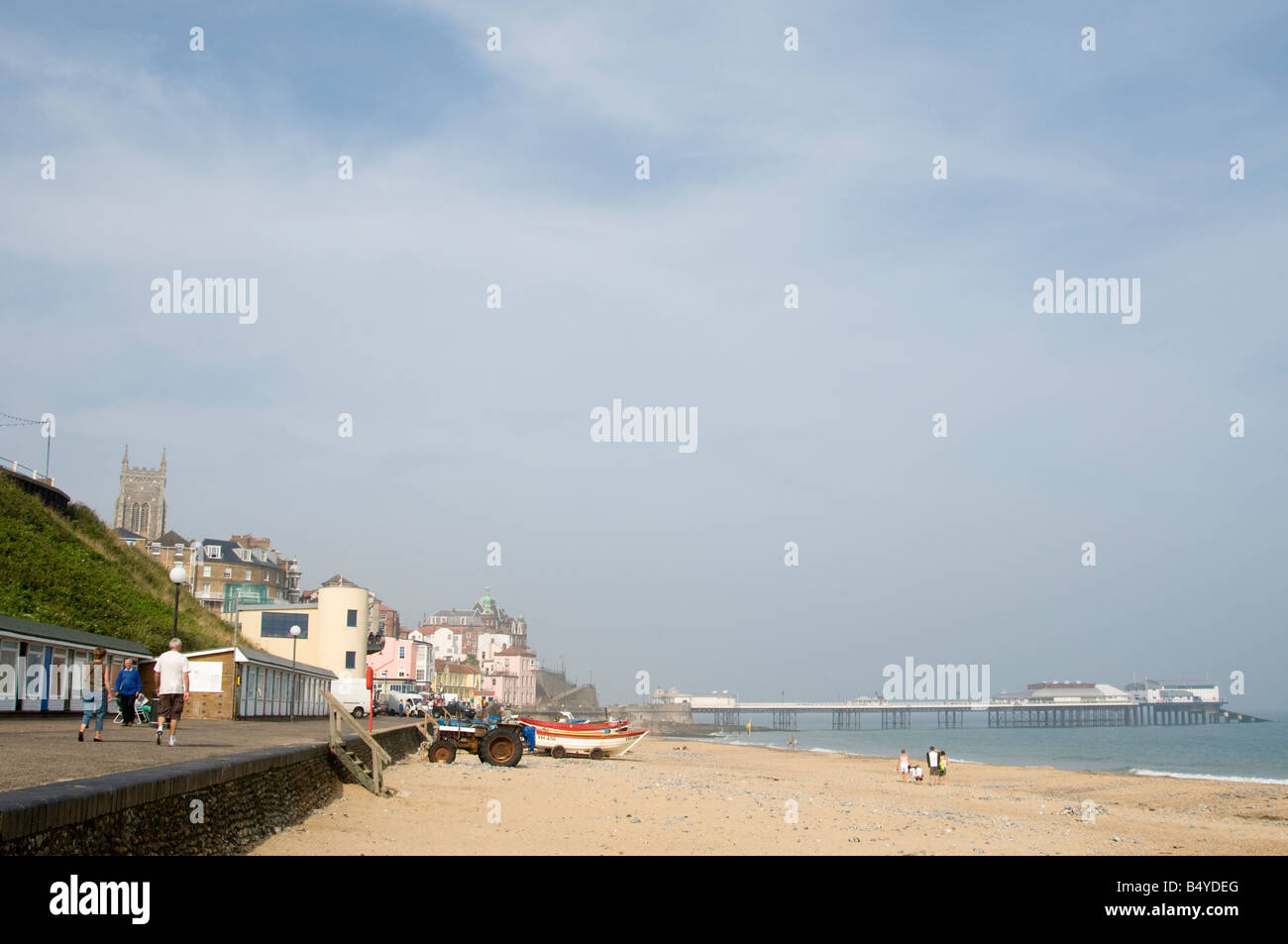 Cromer sea front hi-res stock photography and images - Alamy