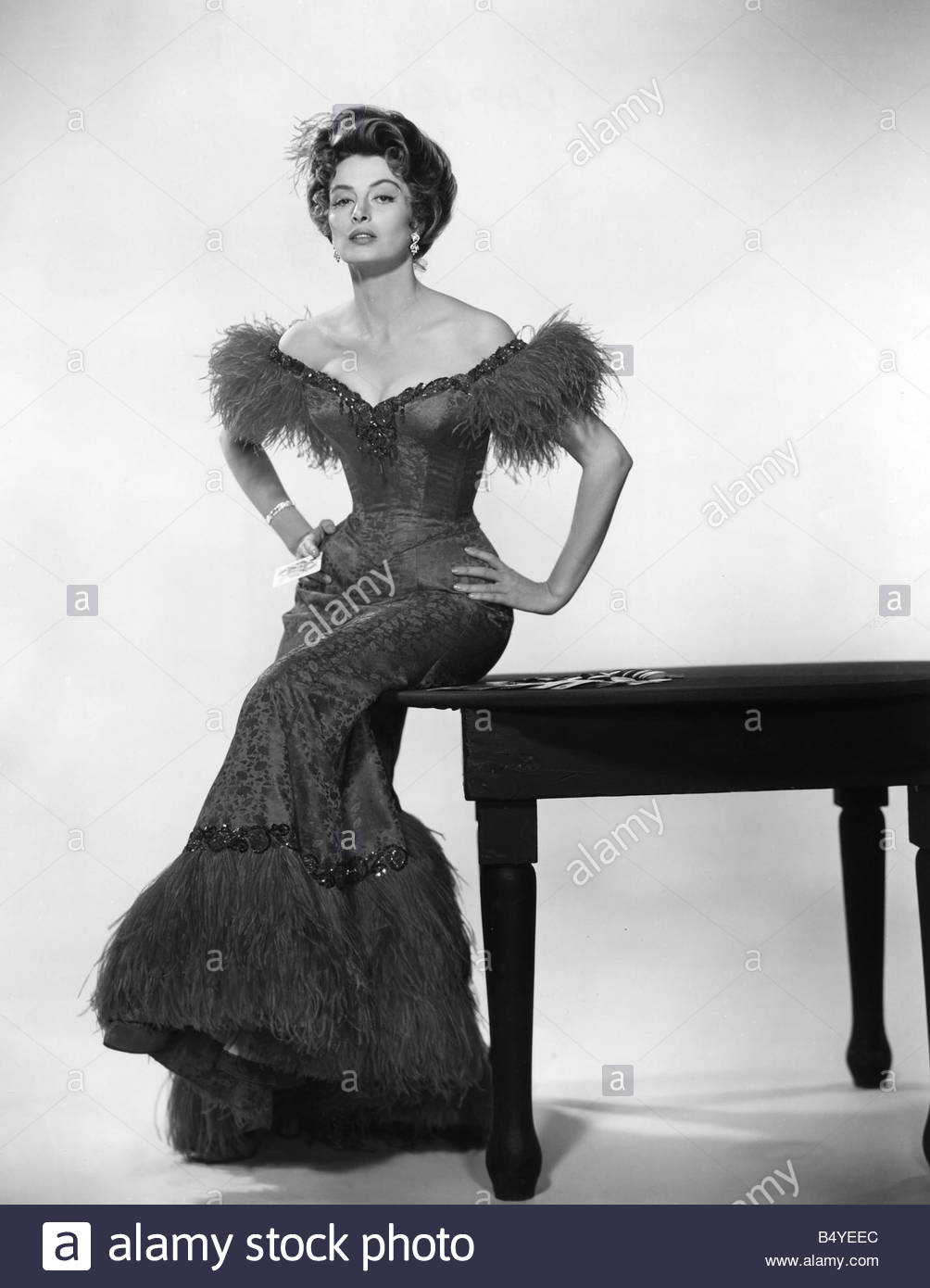 French Actress Capucine Stock Photos & French Actress Capucine Stock ...