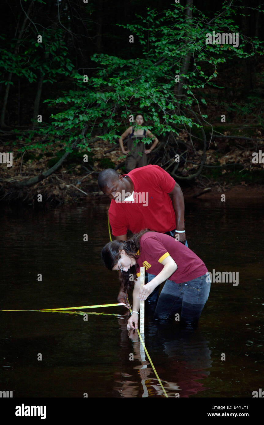 Stream Lab in Yale Summer School Biology class doing stream flow study ...