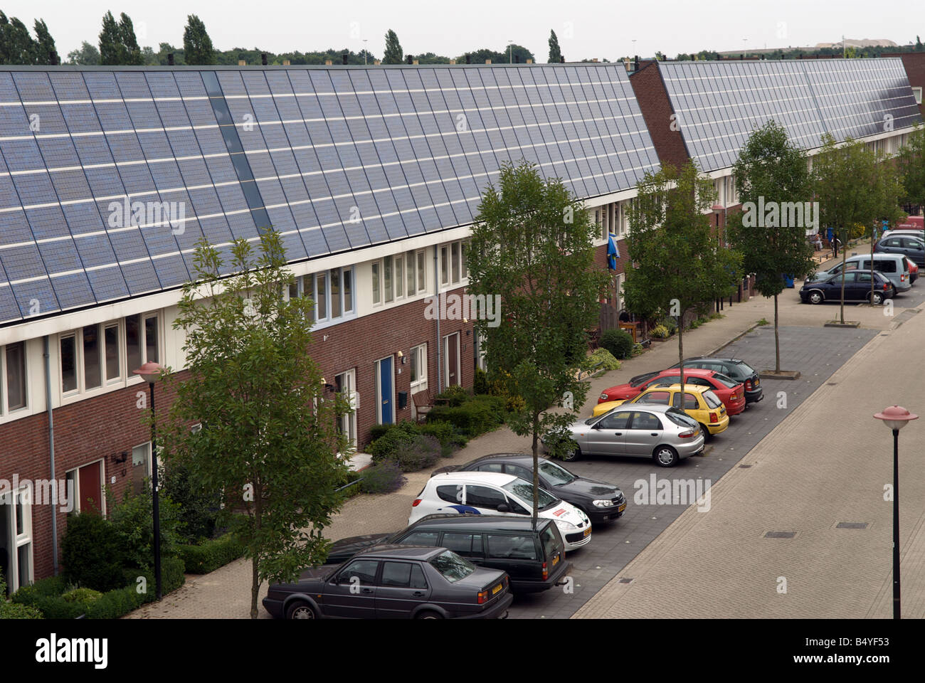Shell solar panels fitted to houses on the world's largest solar ...