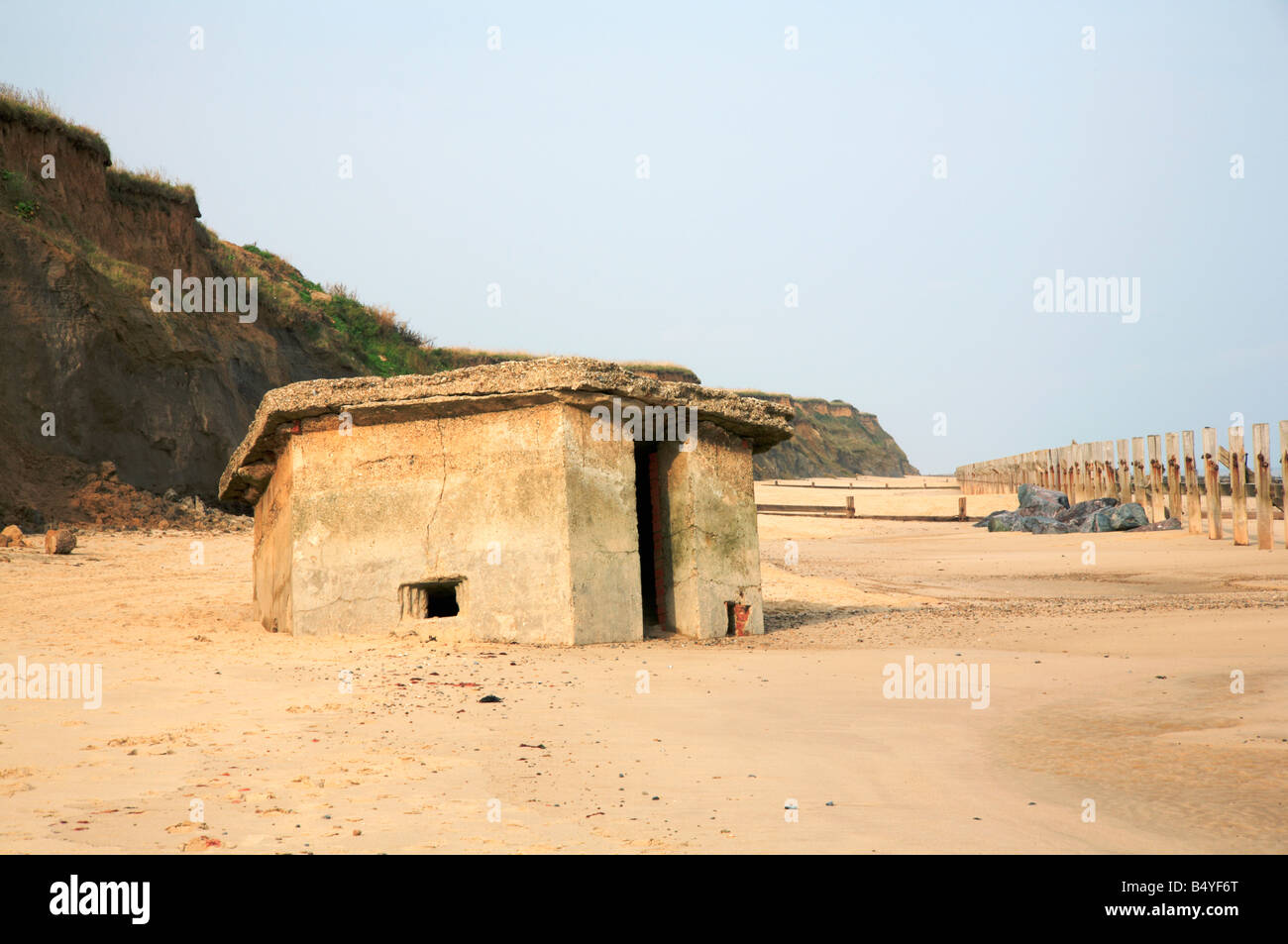 Pillbox fort hi-res stock photography and images - Alamy