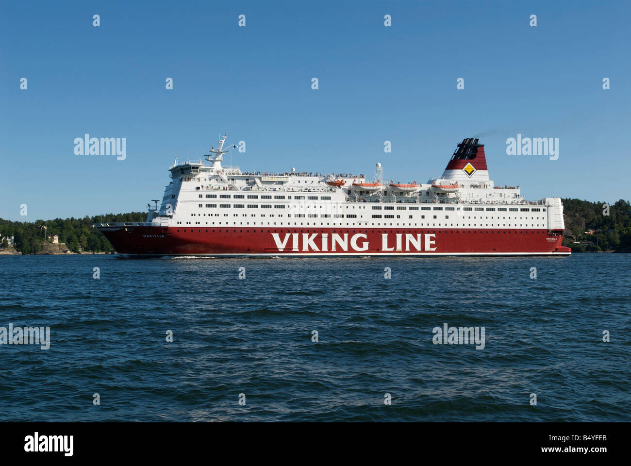 Viking activity hi-res stock photography and images - Alamy
