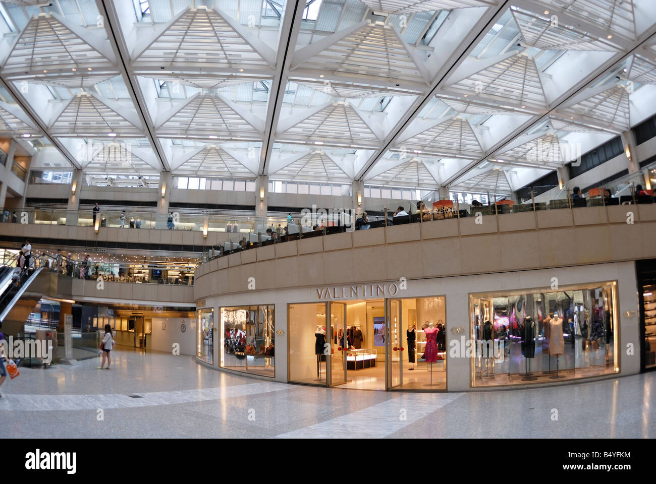 Landmark Shopping Mall, Hong Kong Stock Photo - Alamy