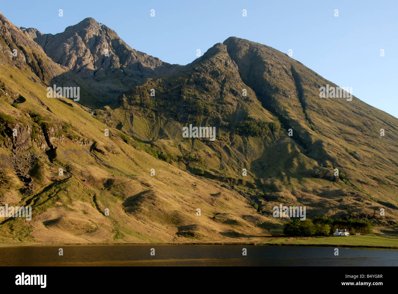 Corrie lakes hi-res stock photography and images - Alamy