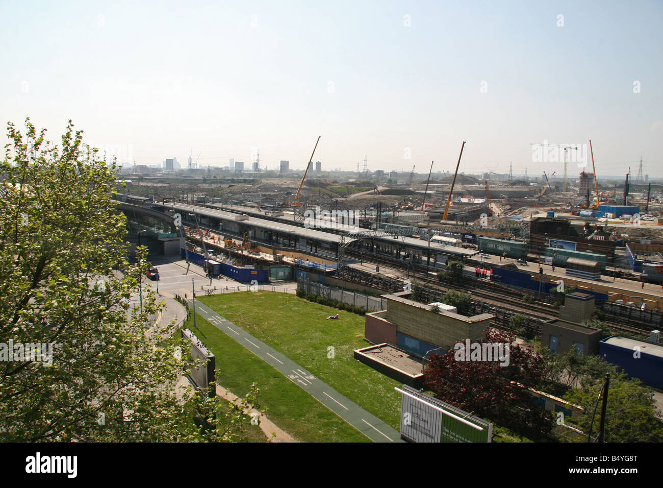 Startford station hi-res stock photography and images - Alamy