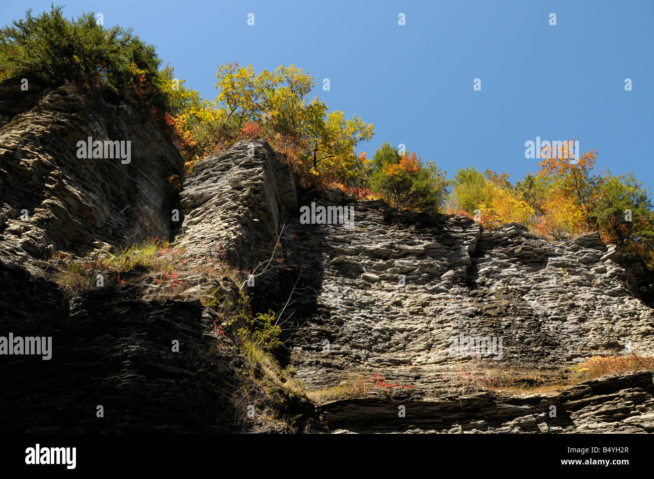 Ledge formation hi-res stock photography and images - Alamy