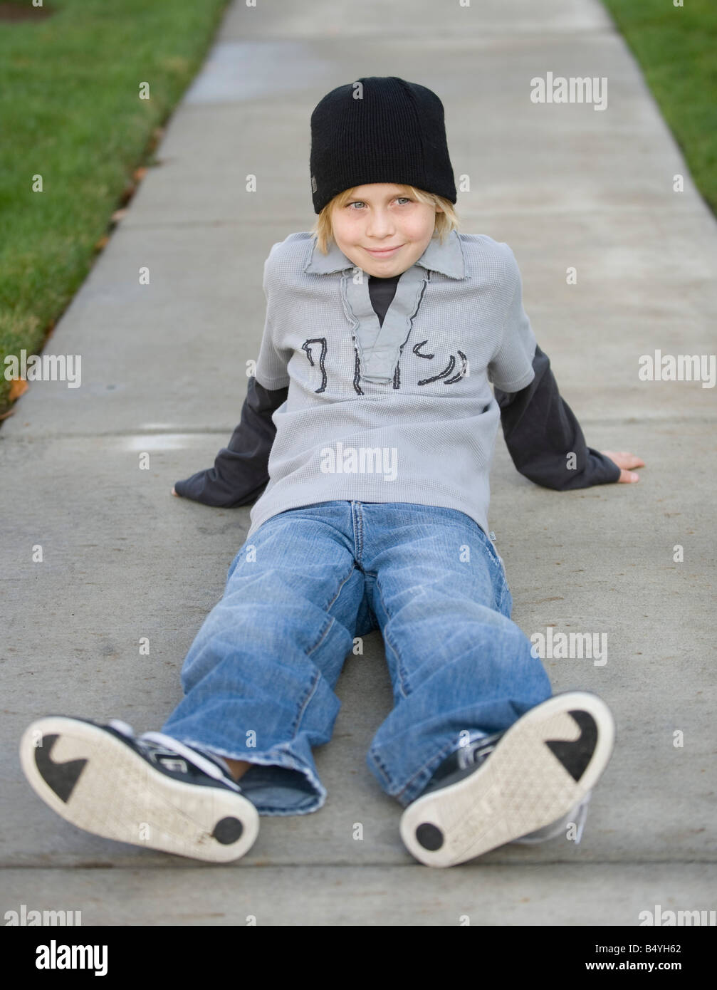 10 year old boy model hi-res stock photography and images - Alamy