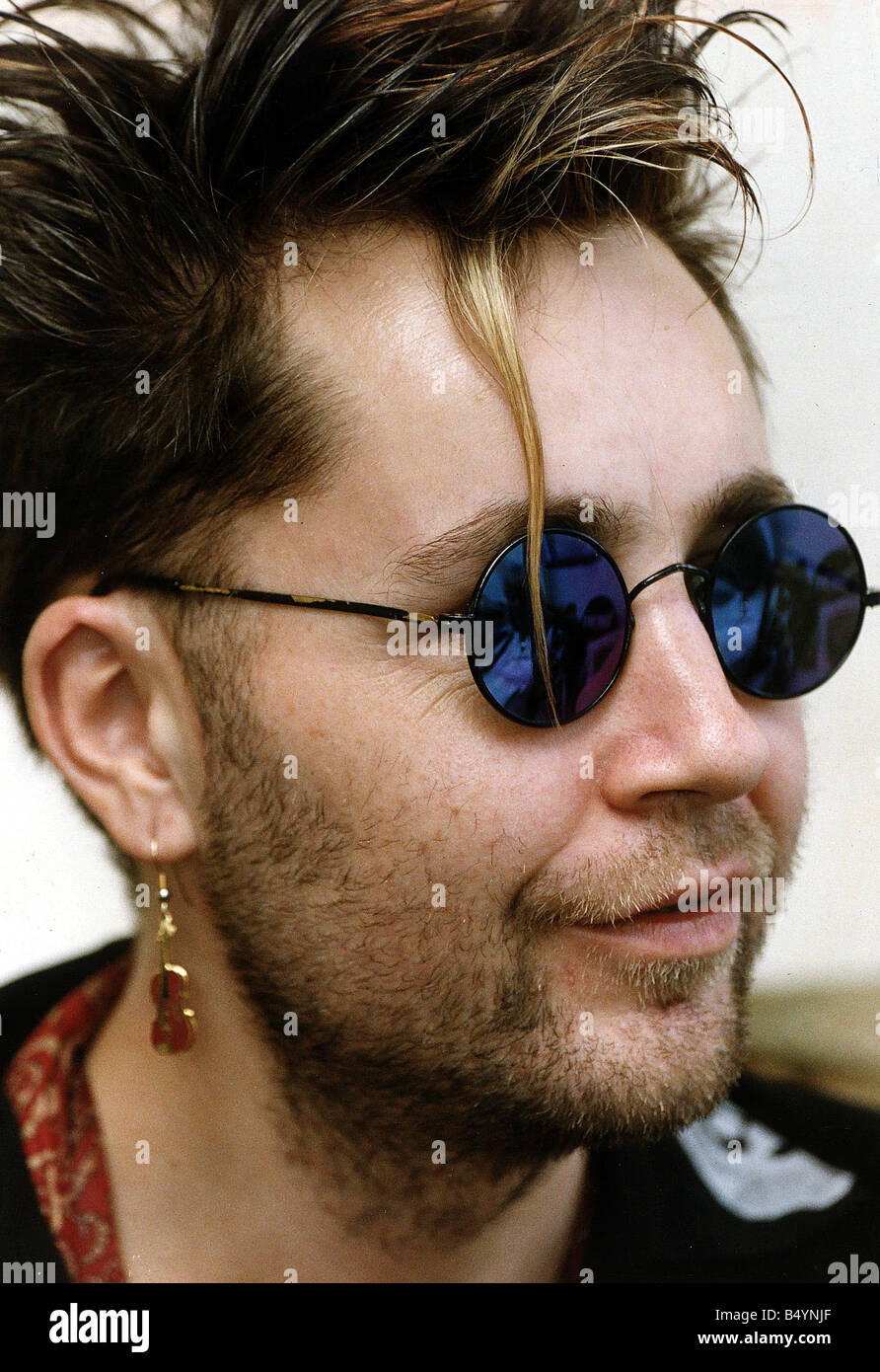 Nigel Kennedy the violinist Stock Photo - Alamy