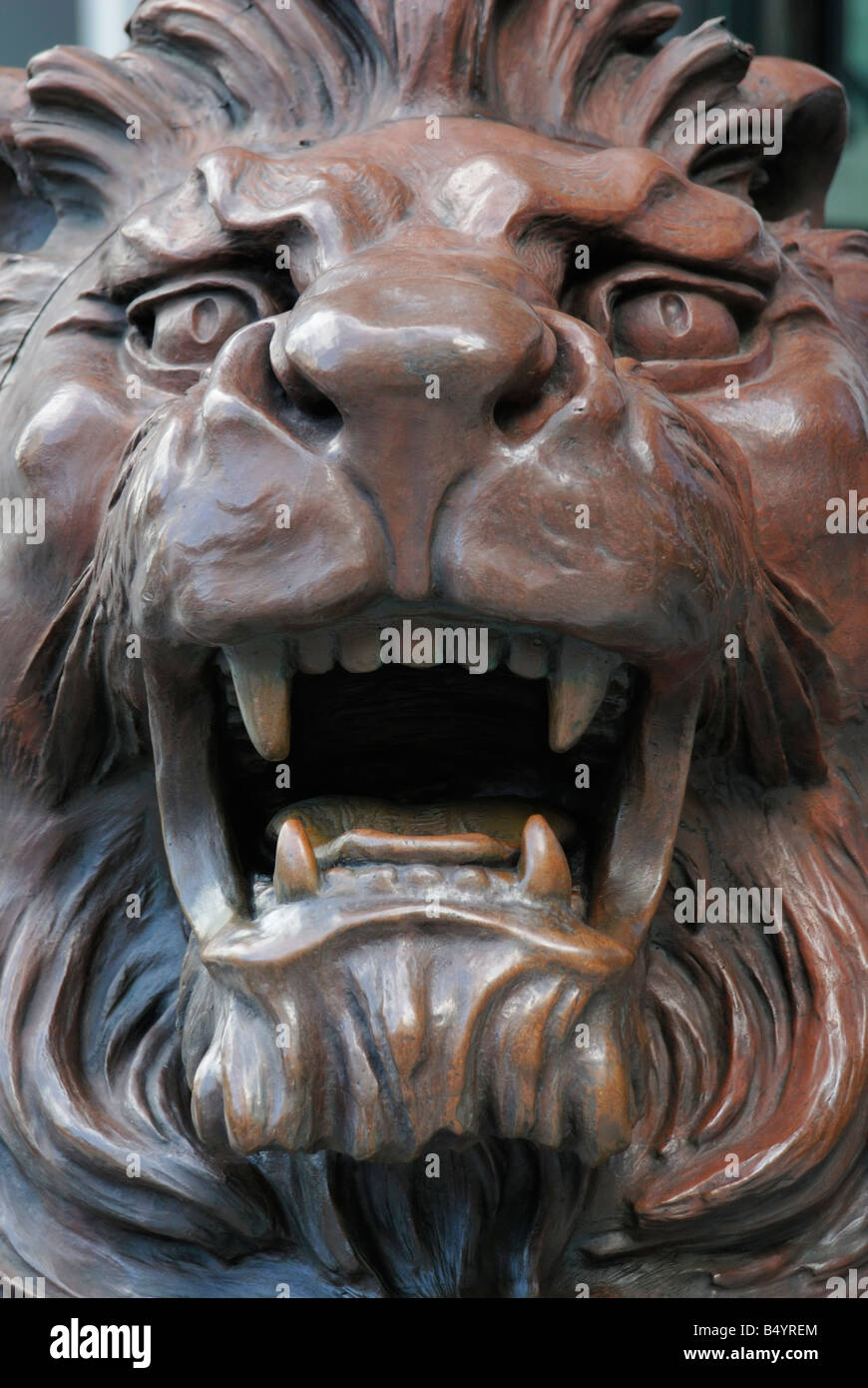 Lion statue, HSBC, Hong Kong Stock Photo - Alamy
