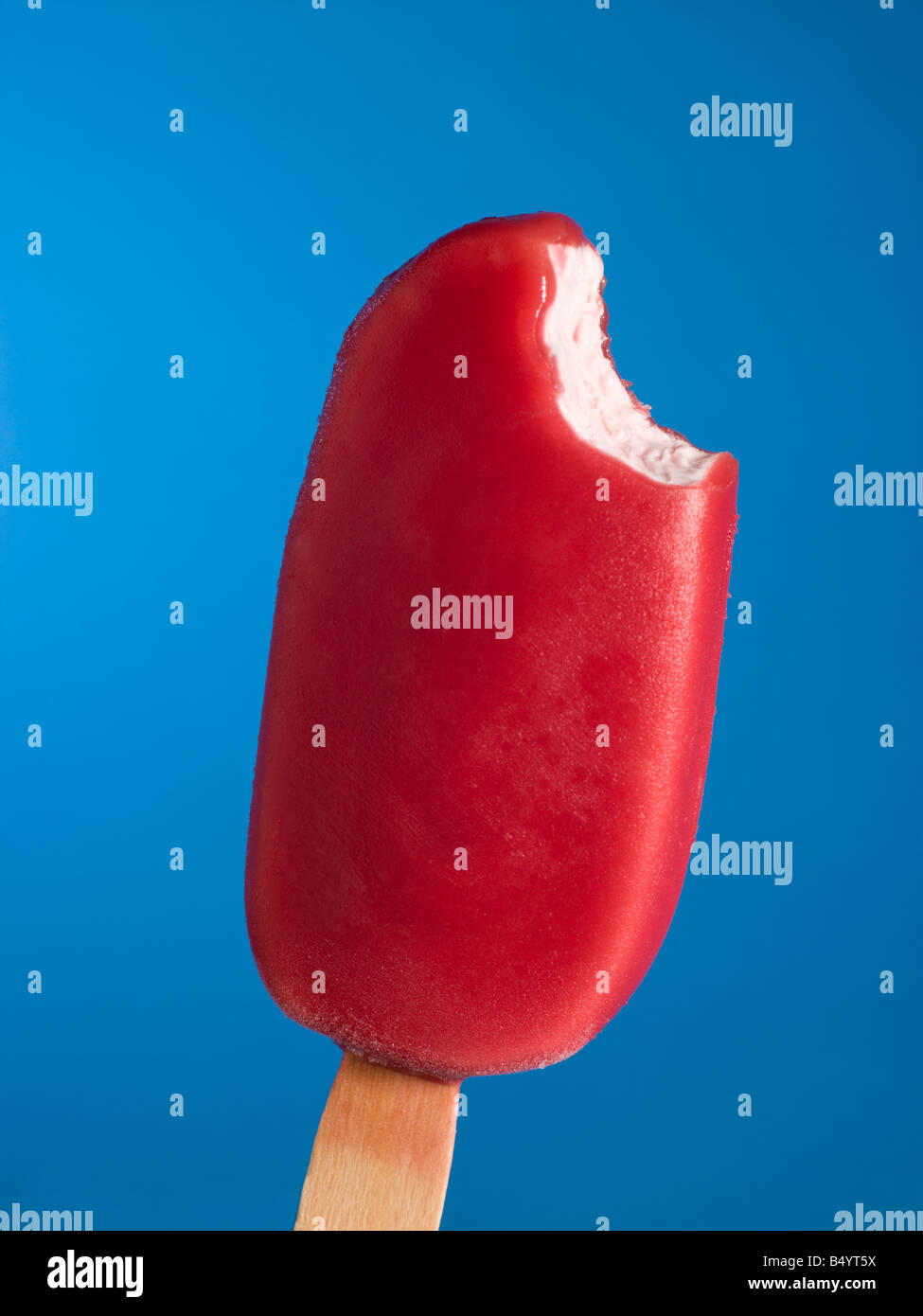 Ice block popsicle hi-res stock photography and images - Alamy