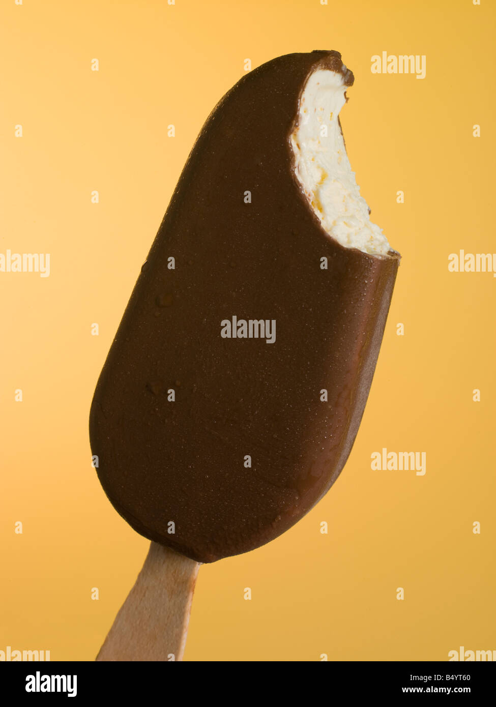 Frozen chocolate ice cream hi-res stock photography and images - Alamy