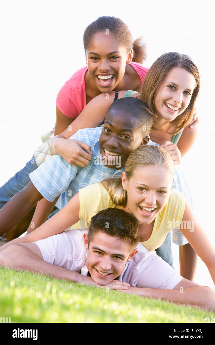 Five friends teenagers smiling boys hi-res stock photography and images ...