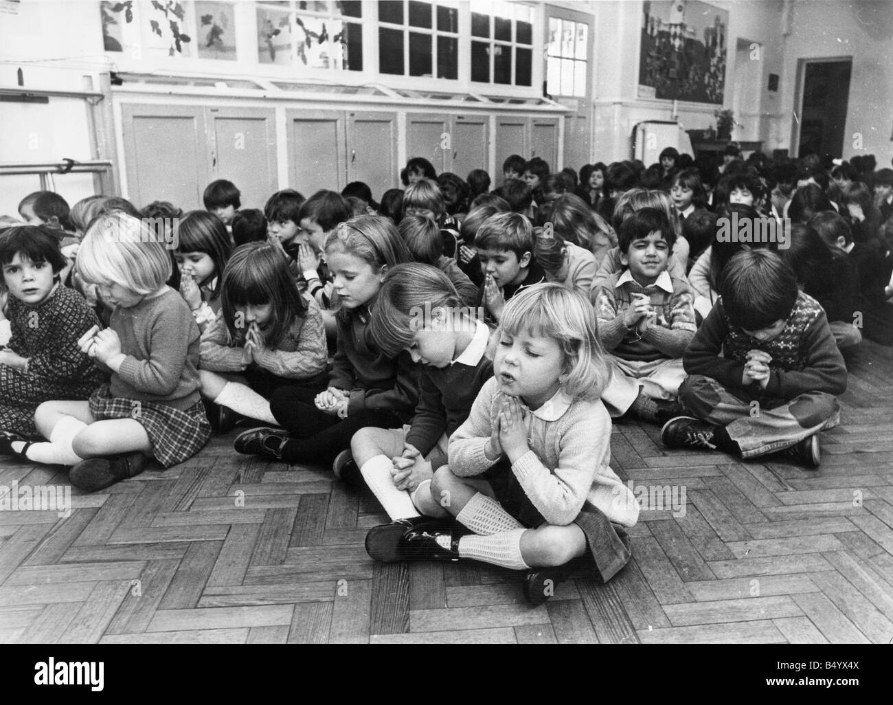 1980s classroom hi-res stock photography and images - Alamy