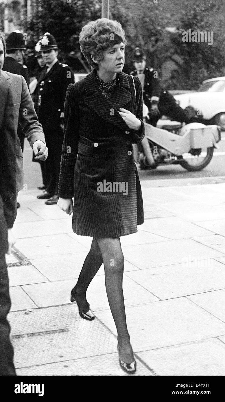 Brian Epstein 1967 High Resolution Stock Photography and Images - Alamy