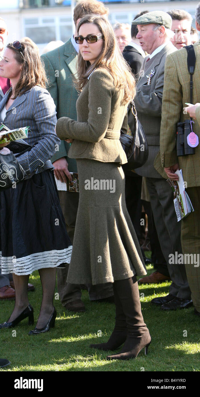 Kate middleton 2007 hi-res stock photography and images - Alamy
