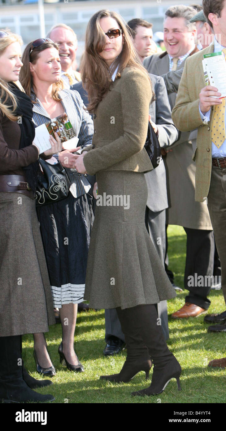 Kate middleton 2007 hi-res stock photography and images - Alamy
