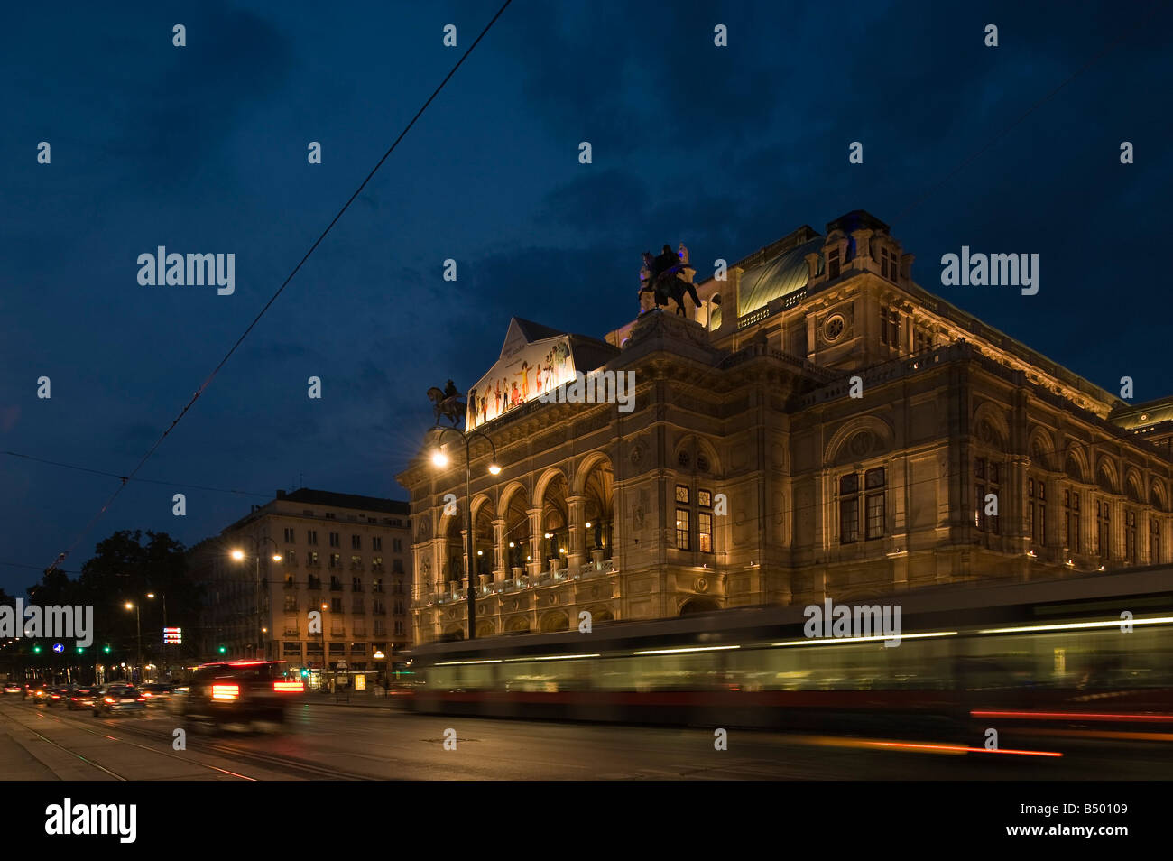 Wien Oper Vienna Opera Stock Photo - Alamy