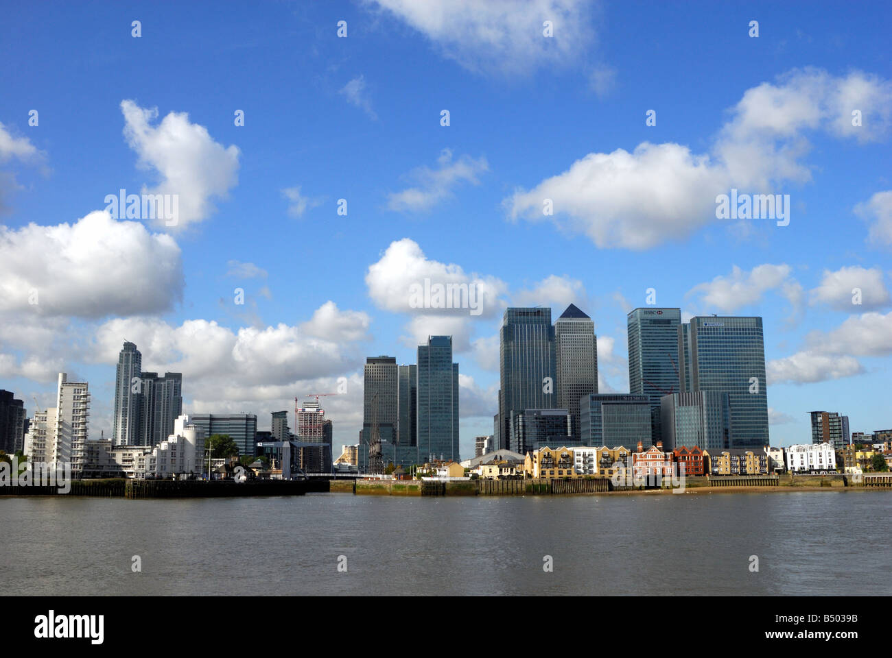 Canary riverside hi-res stock photography and images - Alamy