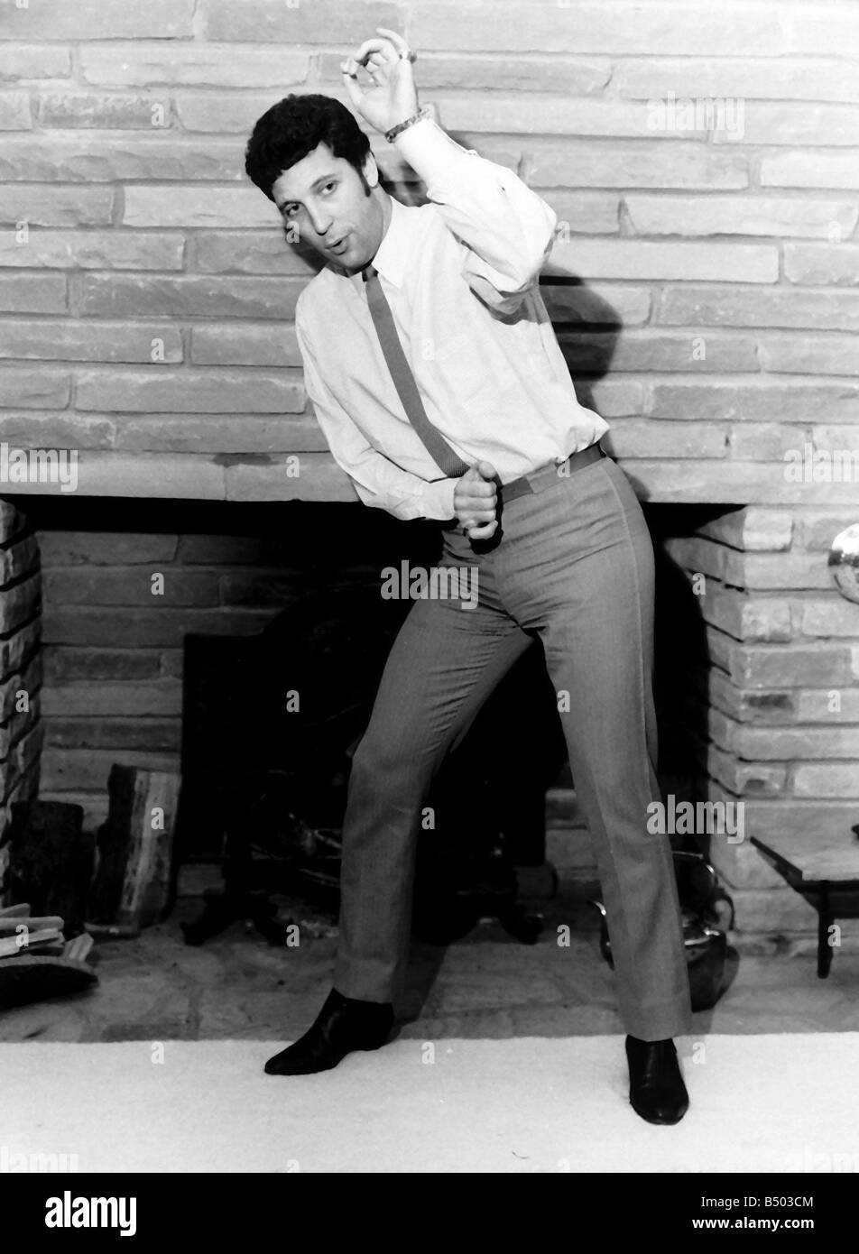 Tom jones singer dancing in hi-res stock photography and images - Alamy