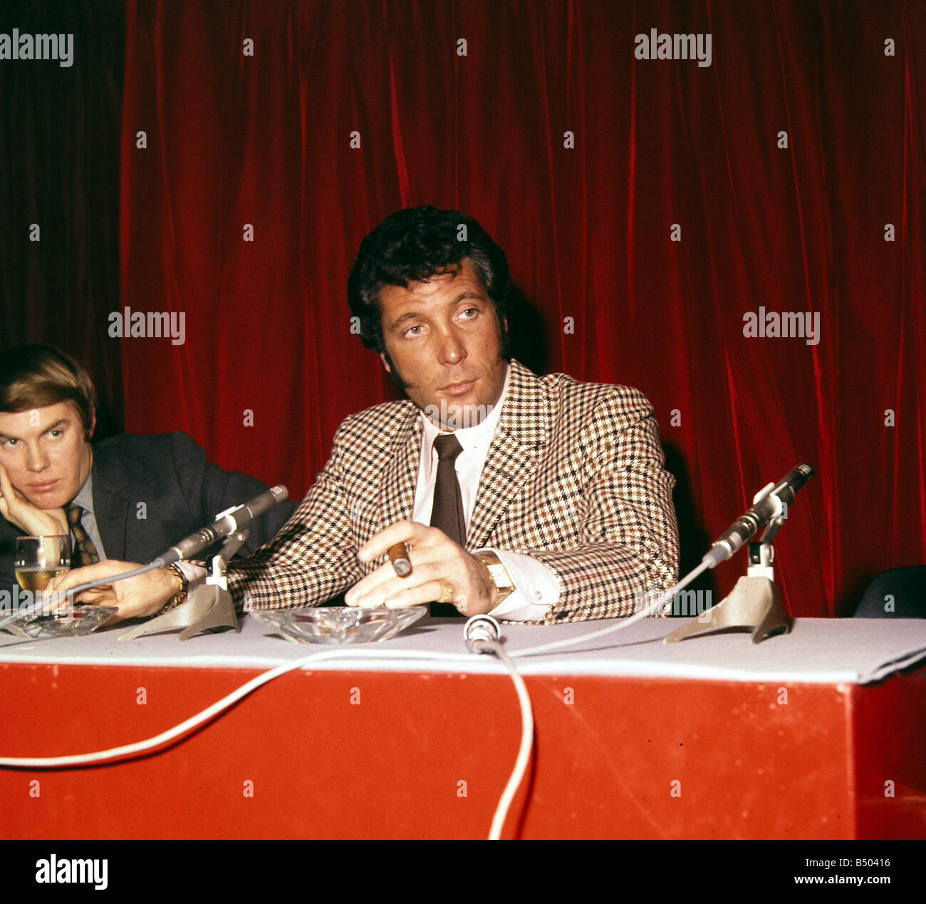 Tom Jones Pop Star conference Interview Stock Photo - Alamy