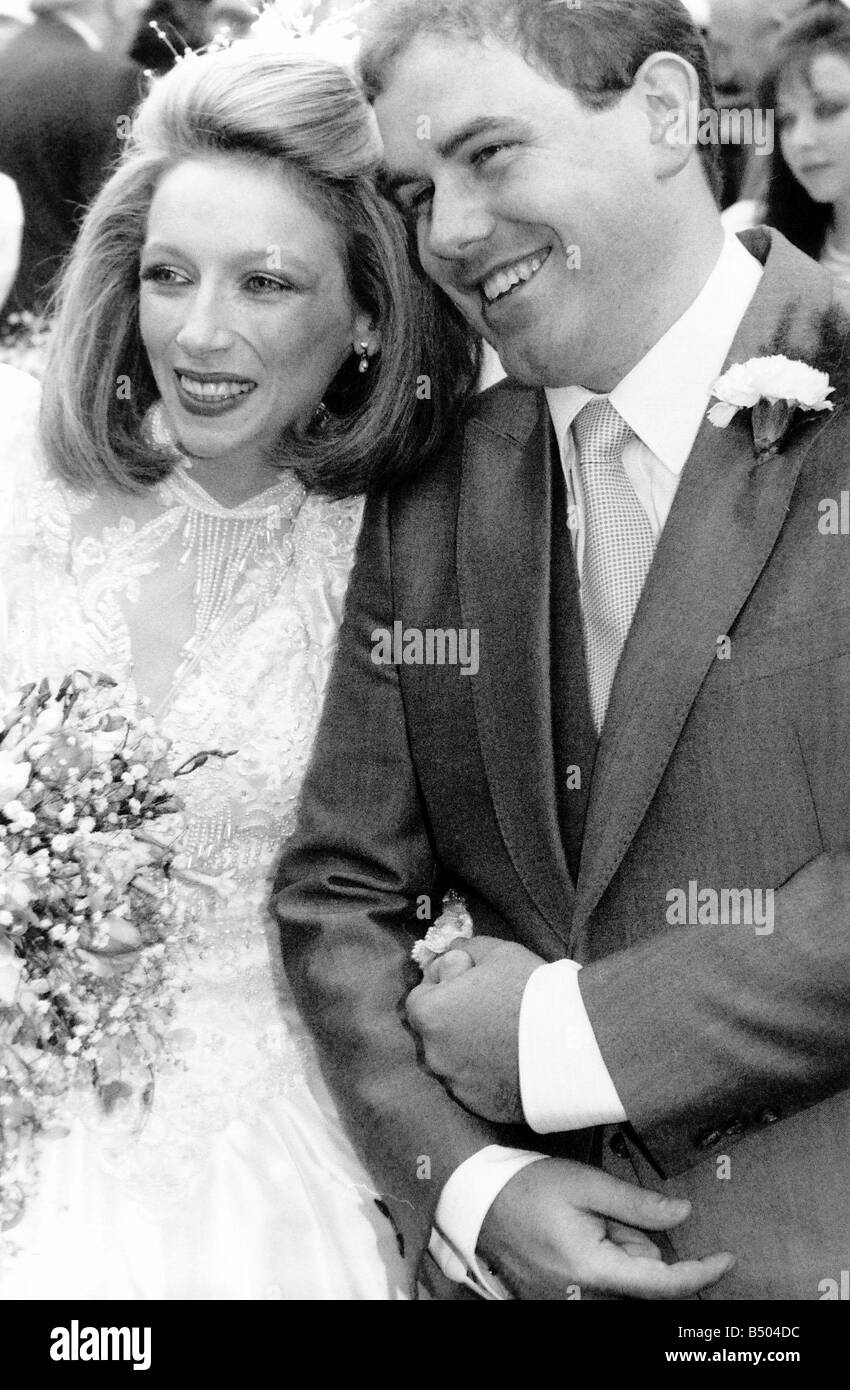 Lena Zavaroni Pop Singer after her wedding to Peter wiltshire msi Stock ...