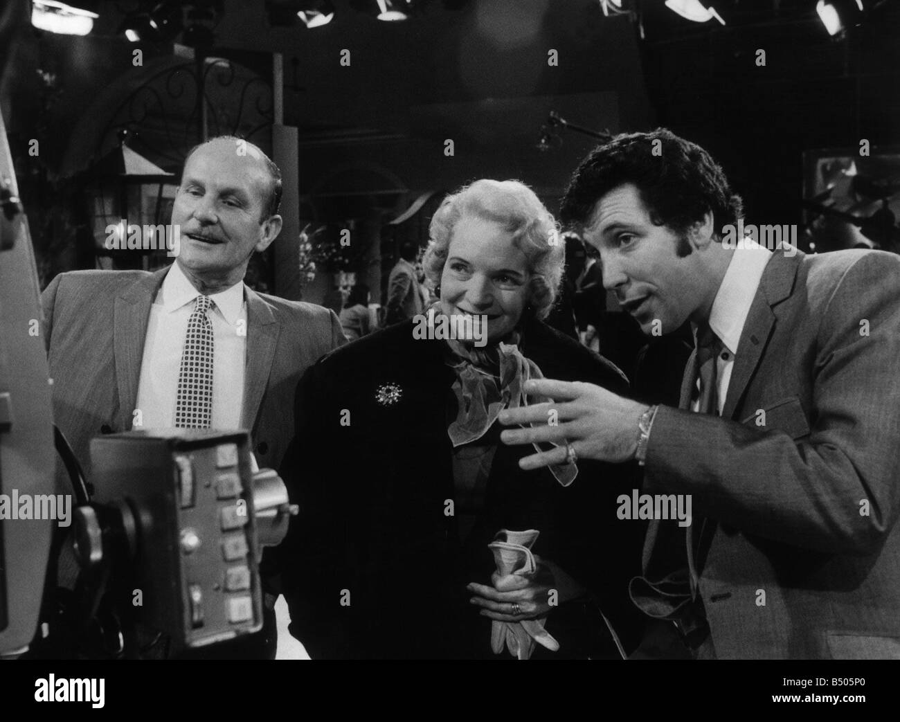 Singer Tom Jones and parents at the ATV Studios Elstree 1969 Stock ...