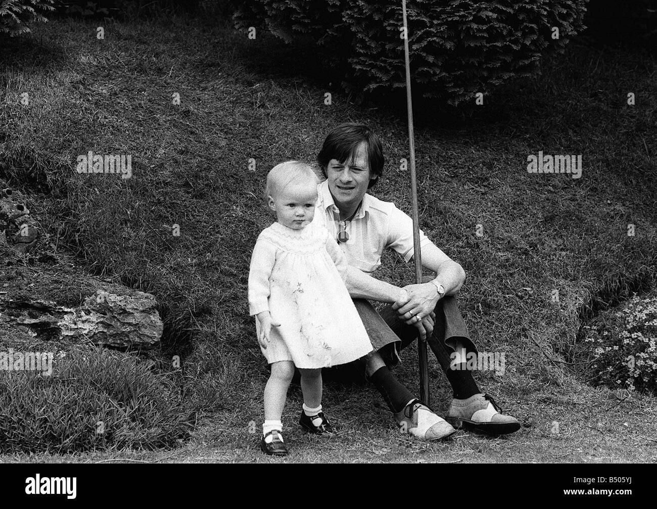 Alex Higgins World Snooker Champion 1982 sitting in his garden with his ...