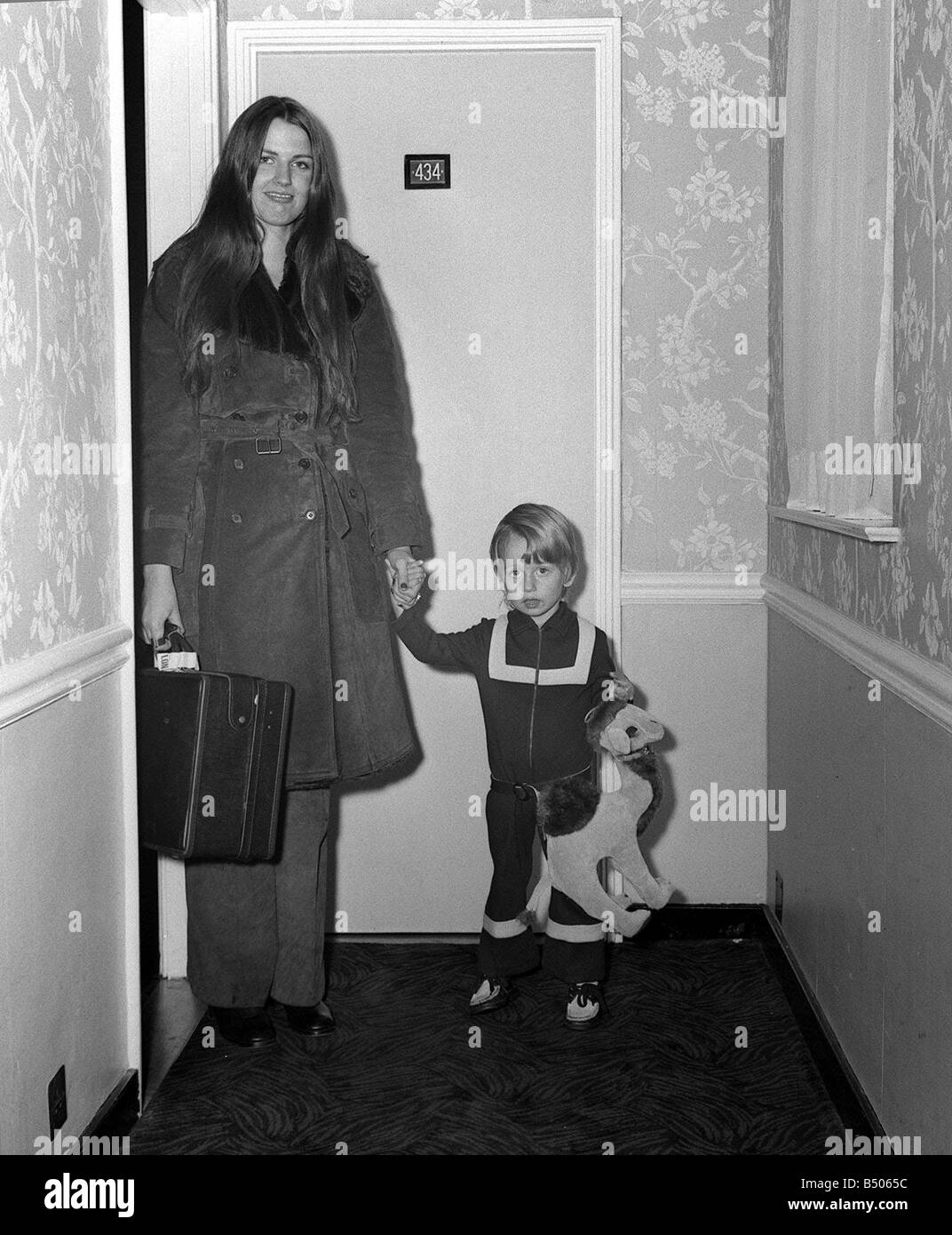 Roy orbison wife barbara anne Black and White Stock Photos & Images - Alamy