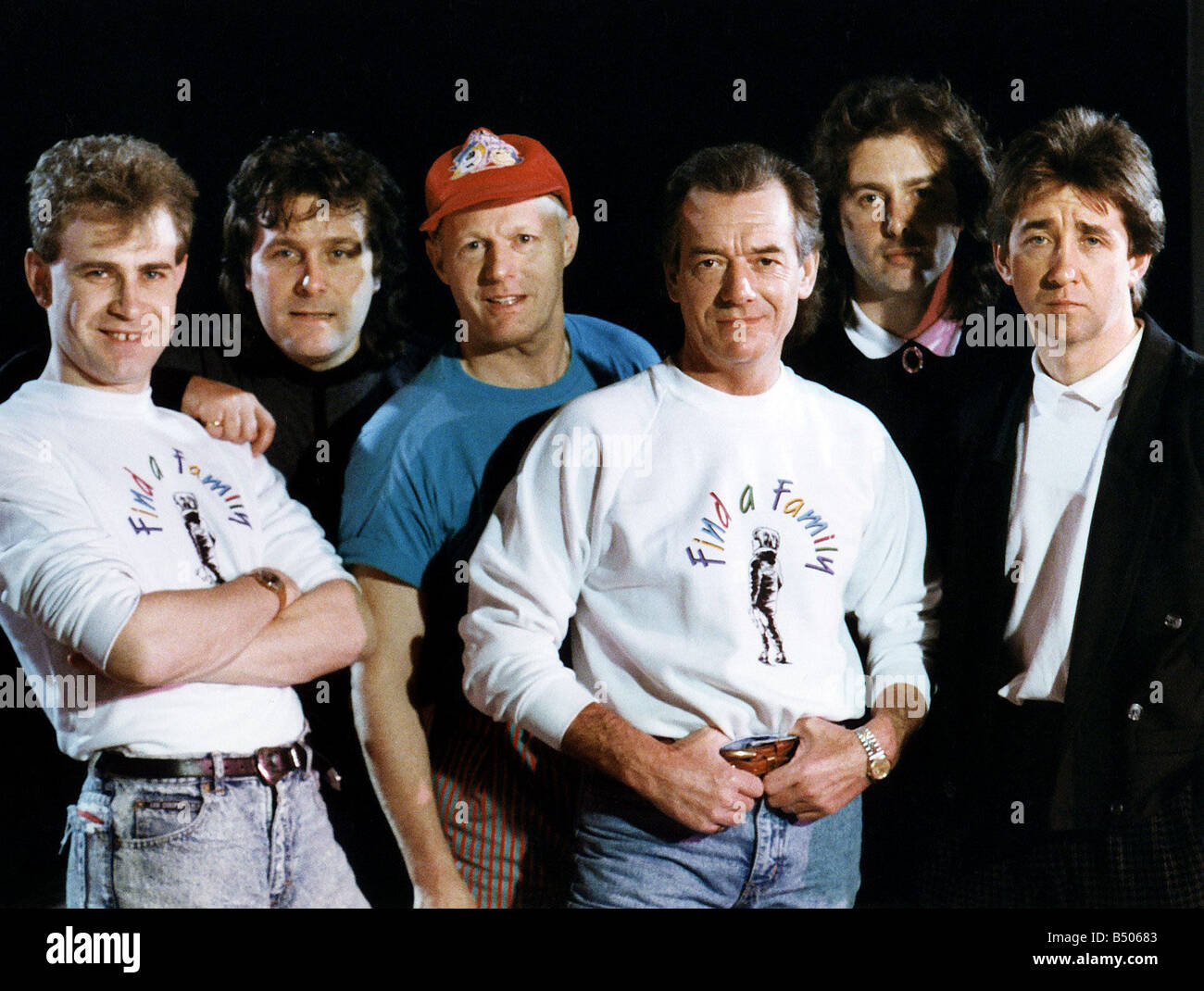 Hollies group hi-res stock photography and images - Alamy