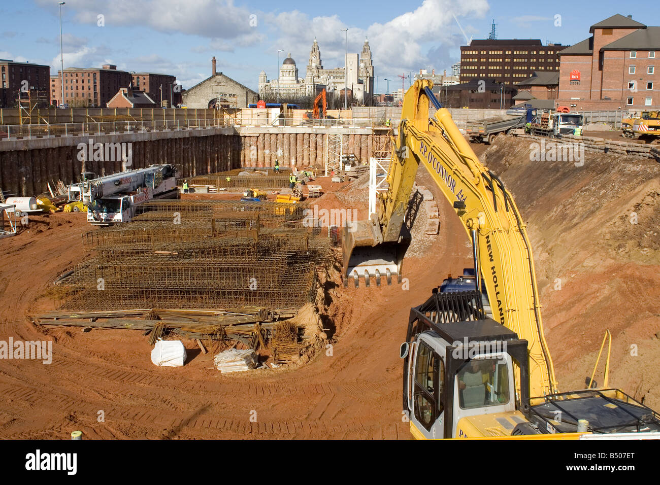 Construction work Liverpool waterfront Stock Photo - Alamy