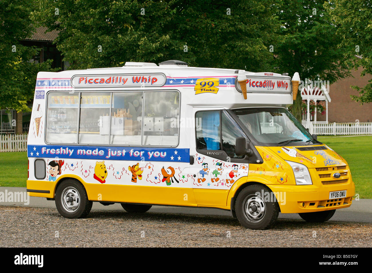 Ice cream van Stock Photo - Alamy