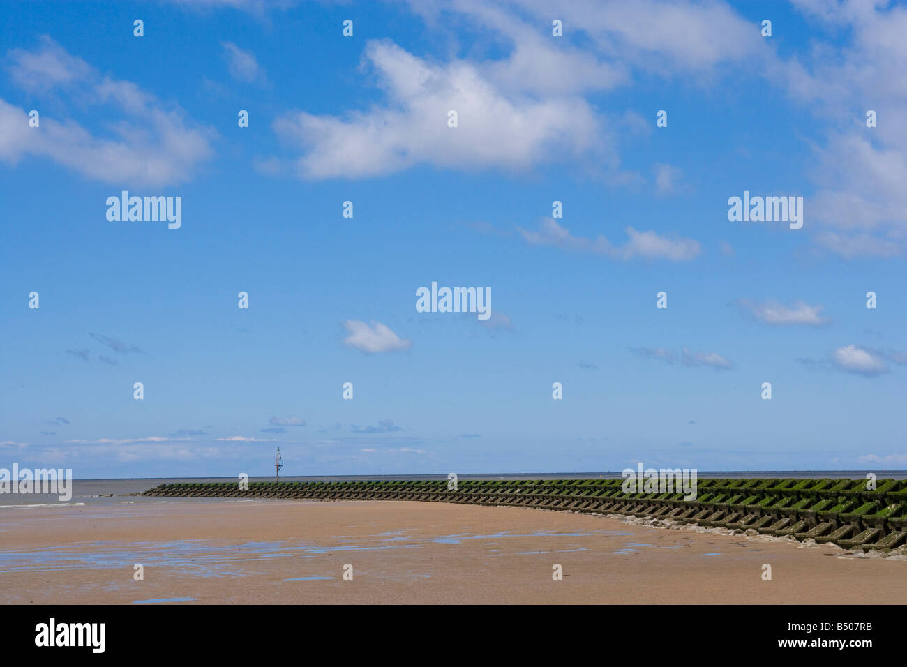 the beach and sea defences at New Brighton, the Wirral peninsula Stock ...